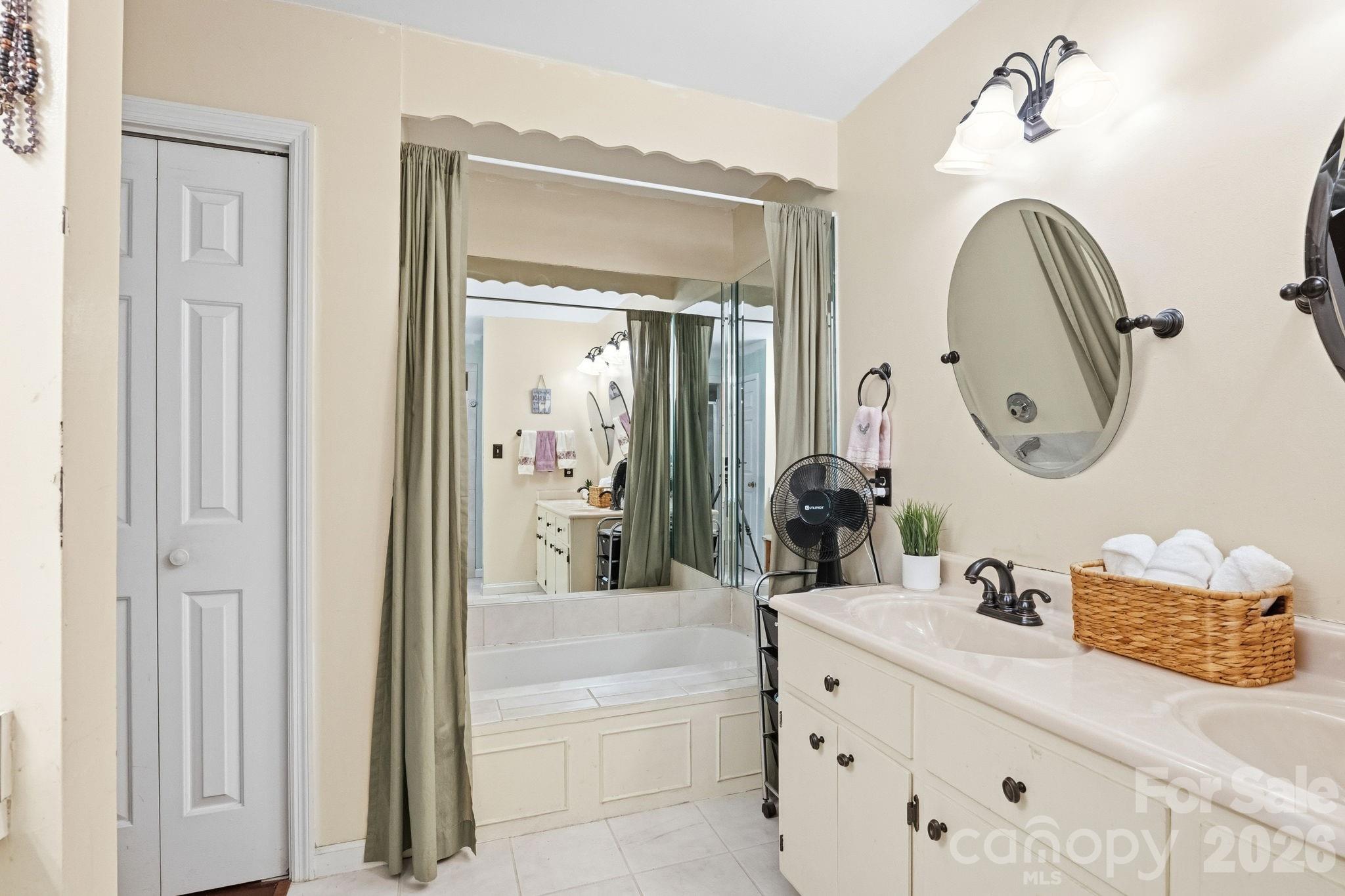 1775 Apple Tree Lane, Fort Mill, SC - photo 17 of 46