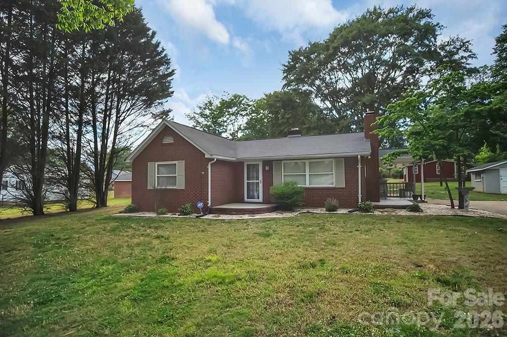 Photo 3 of 1305 Markway Street, Shelby, NC