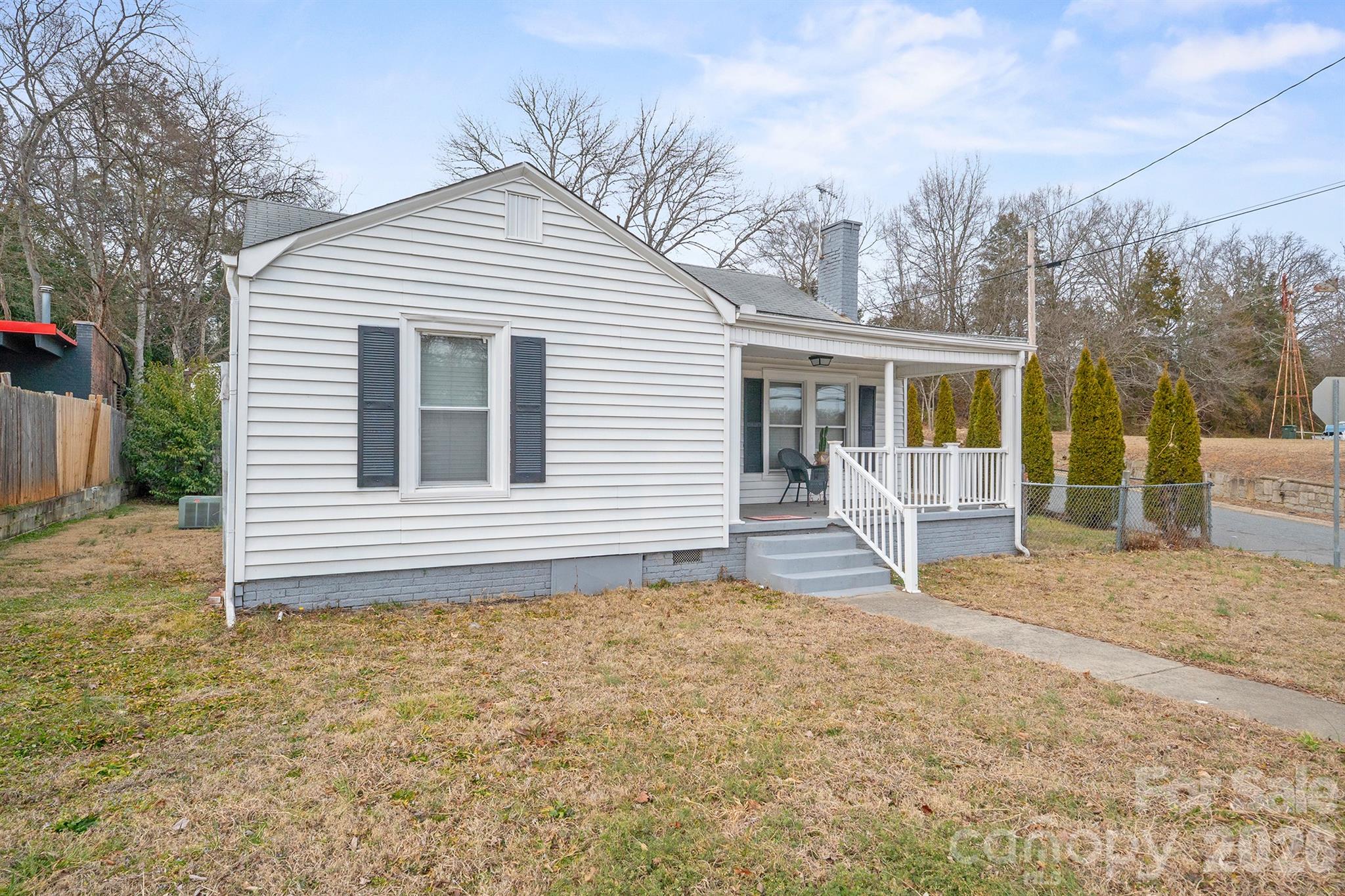 Photo 3 of 247 Cabarrus Avenue E, Concord, NC