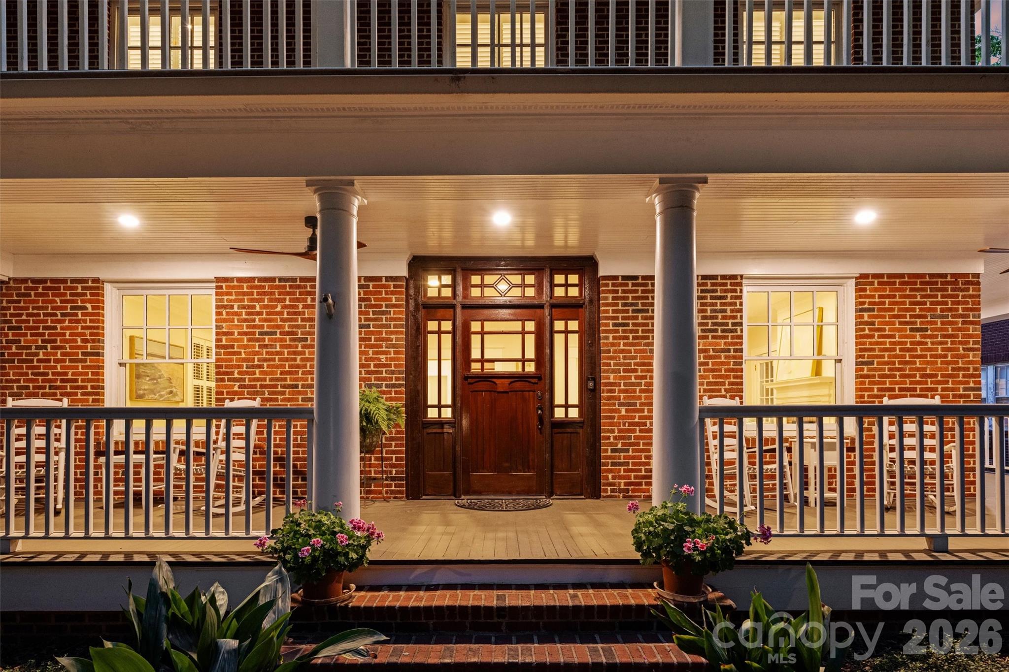 Photo 7 of 2126 Dilworth Road E, Charlotte, NC