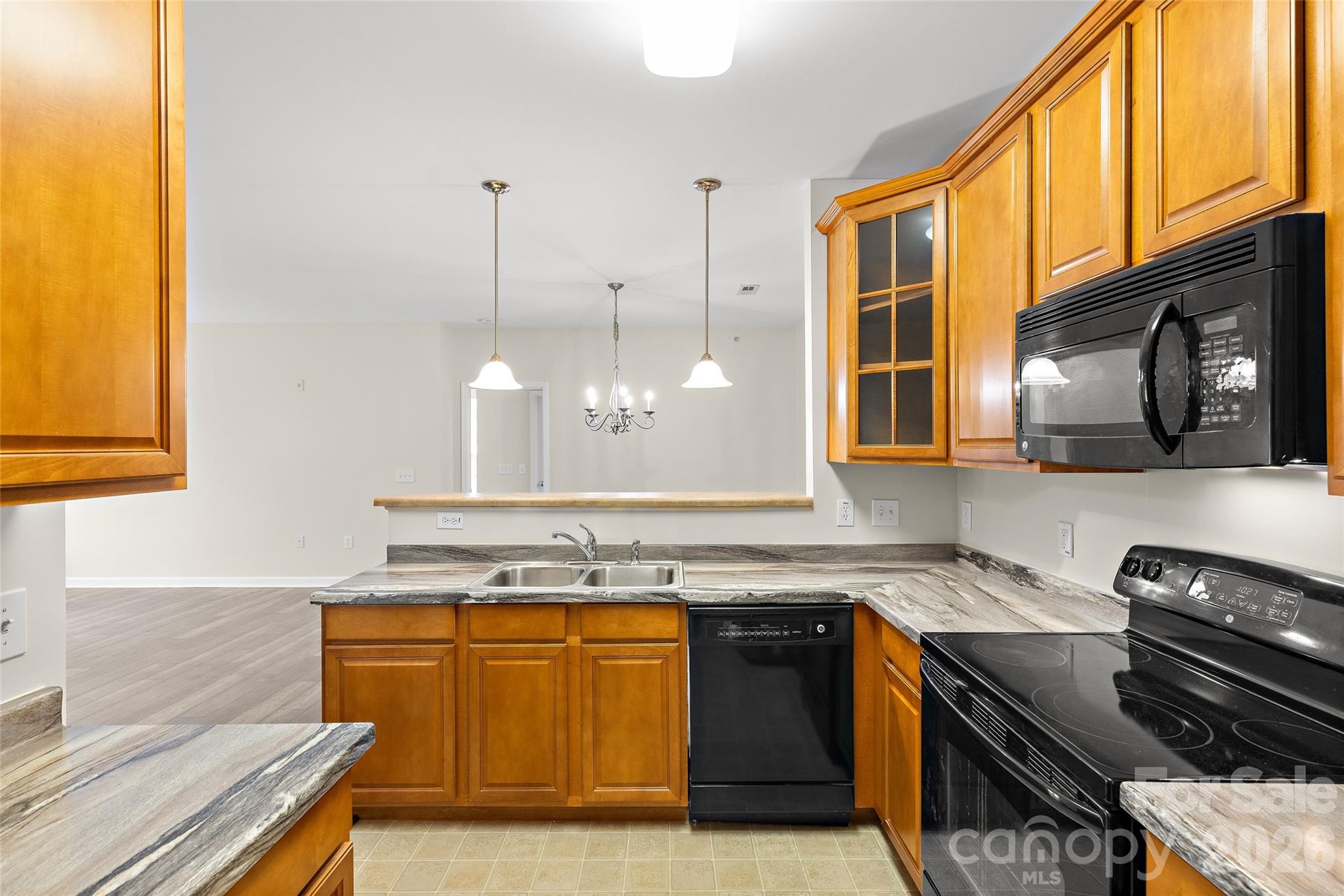 Photo 21 of 333 Westbend Drive, Charlotte, NC
