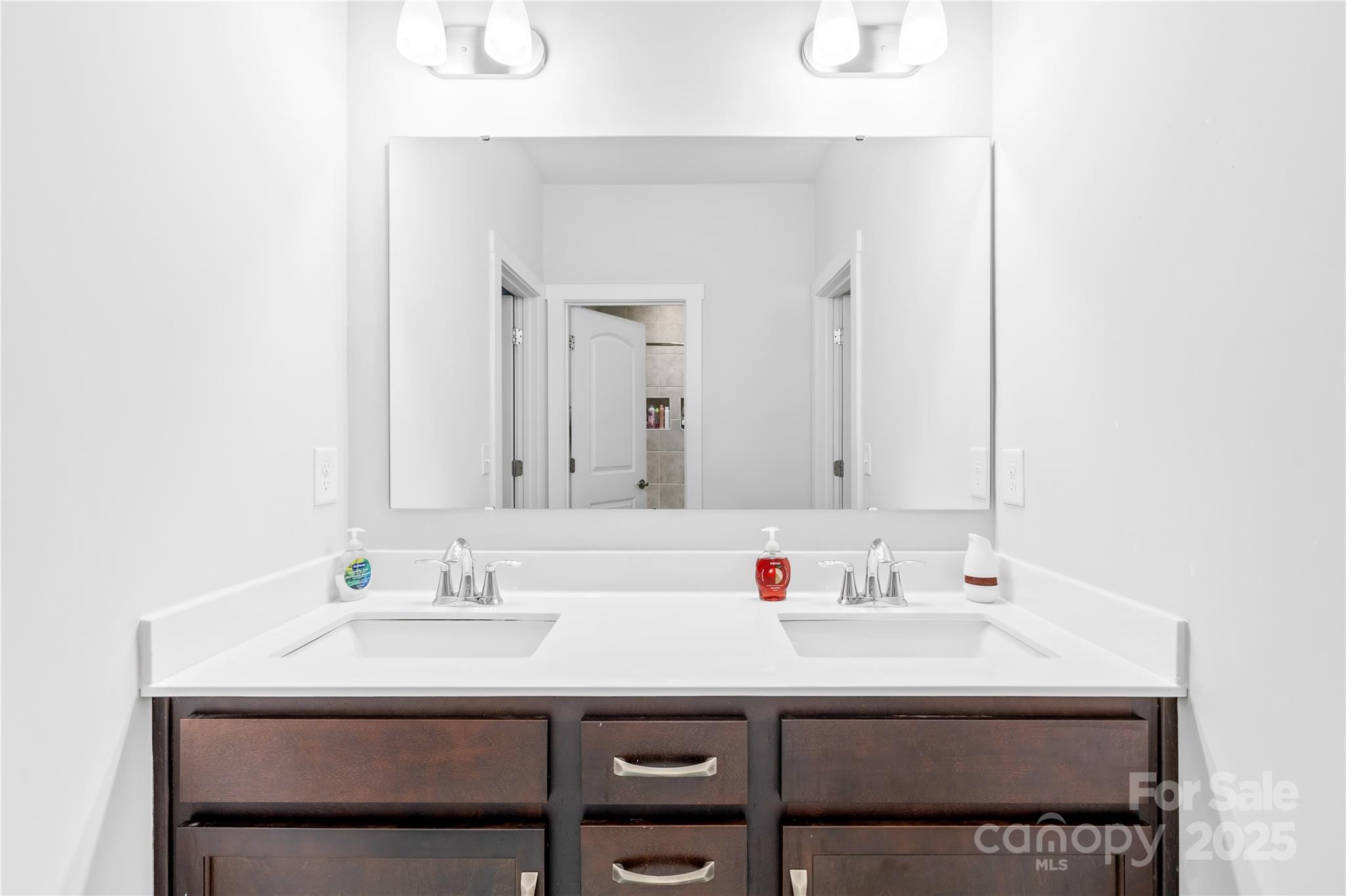 Home for sale at 1727 grace Lane, Charlotte, NC — photo 27 of 47