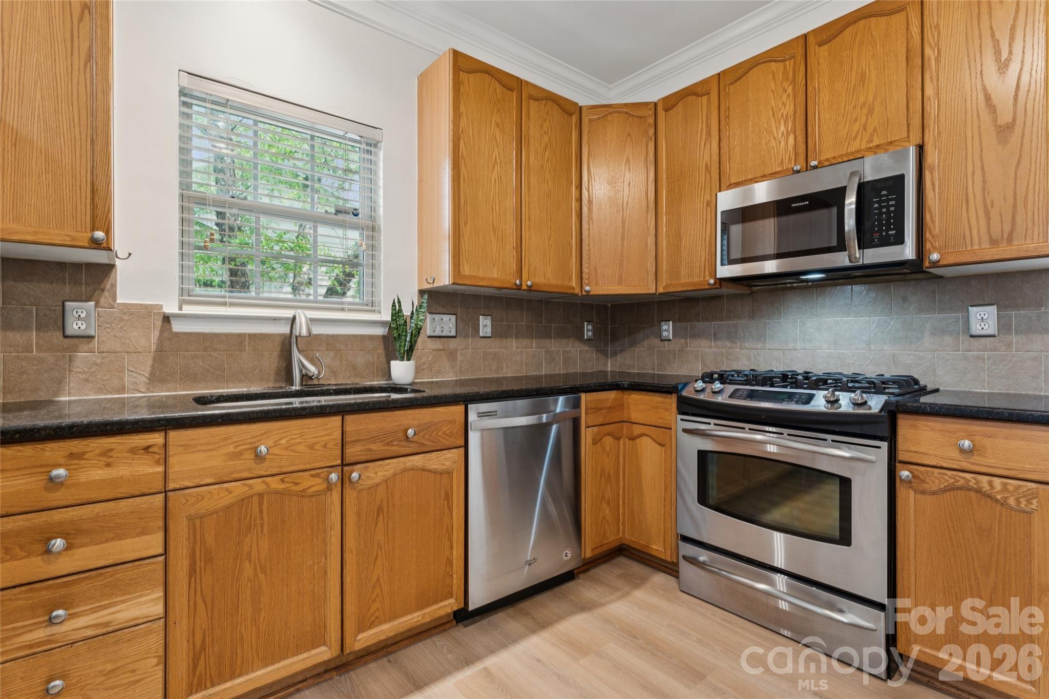 Photo 17 of 11627 Knightsdale Drive, Charlotte, NC