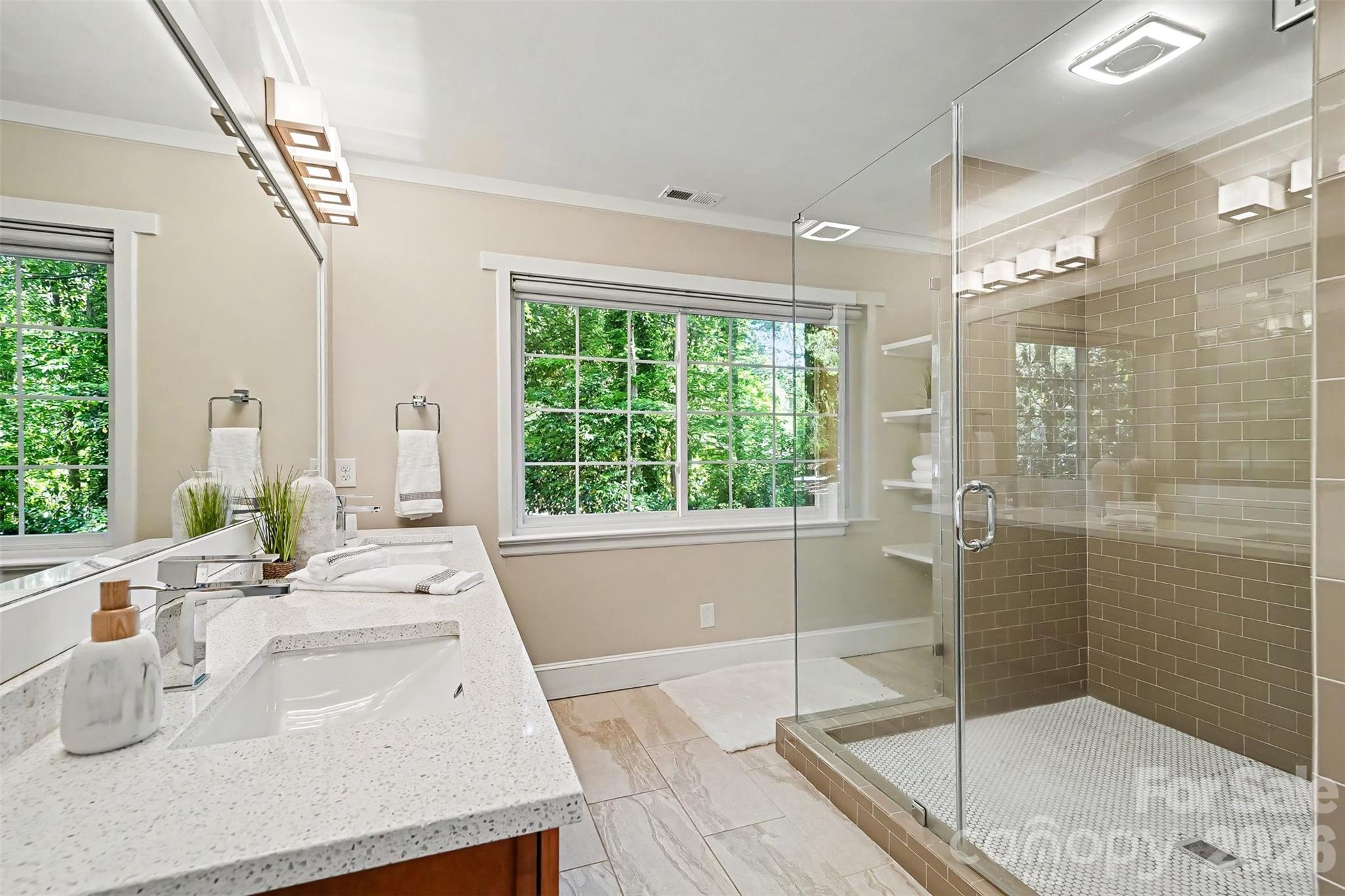 Photo 19 of 4400 Bellwood Lane, Charlotte, NC