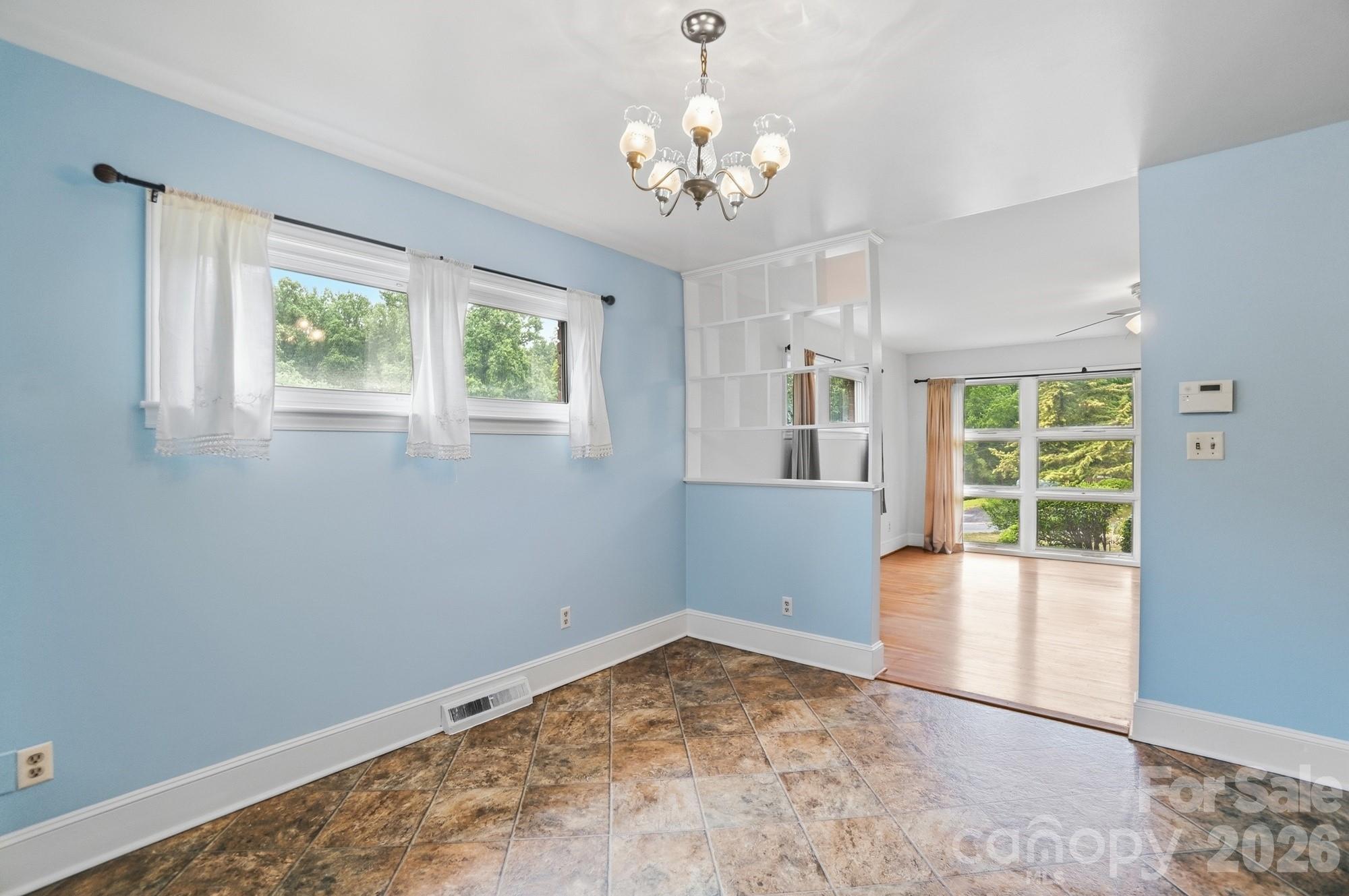 6239 Netherwood Drive, Charlotte, NC - photo 17 of 45