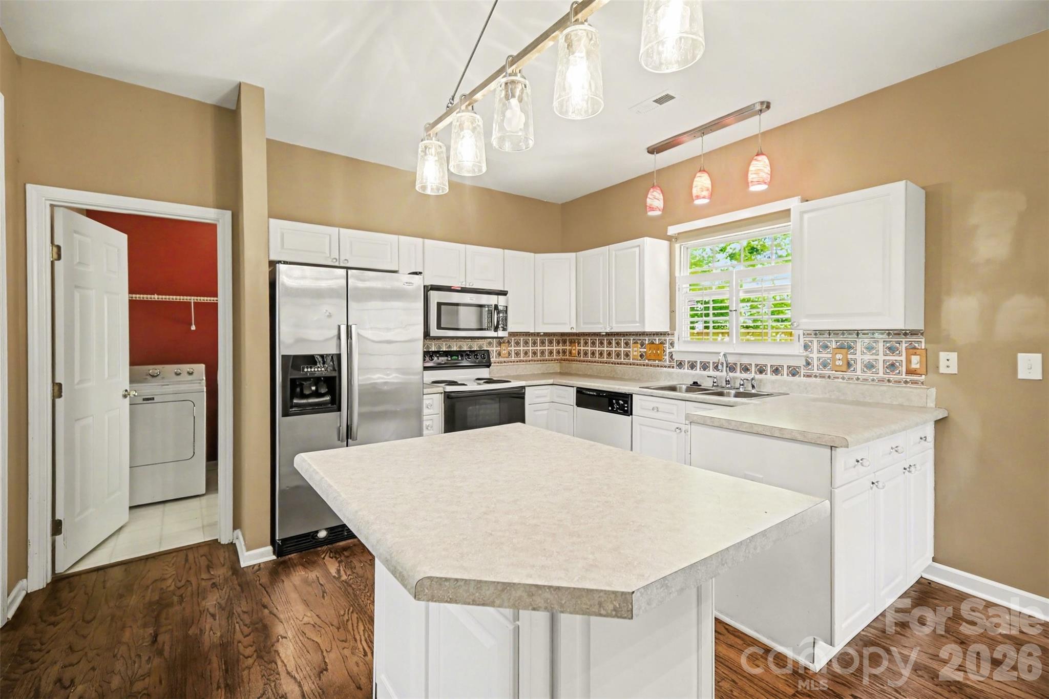 Photo 11 of 11647 Northwoods Forest Drive, Charlotte, NC