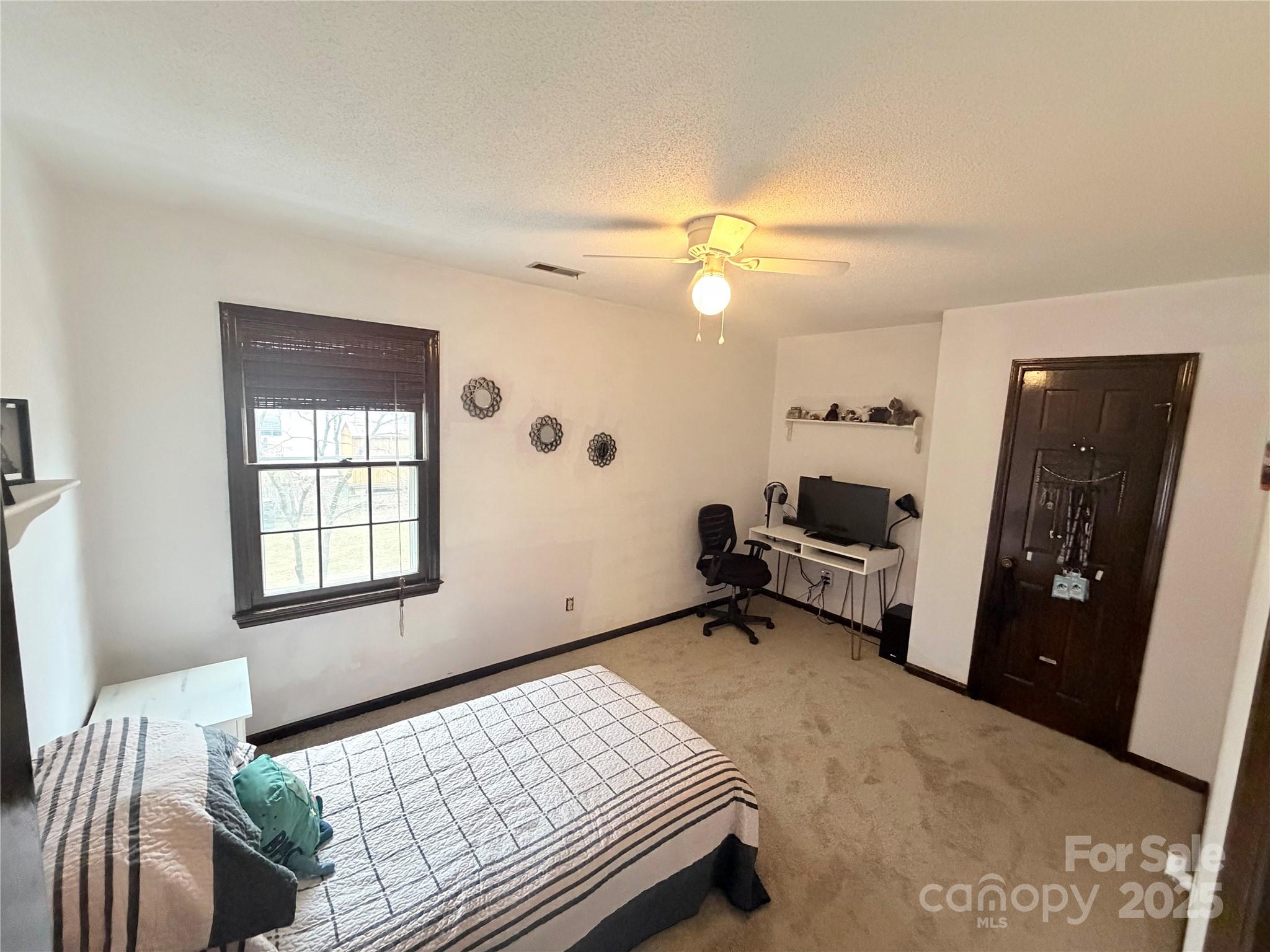 Home for sale at 709 Woodside Drive, Kings Mountain, NC — photo 16 of 25