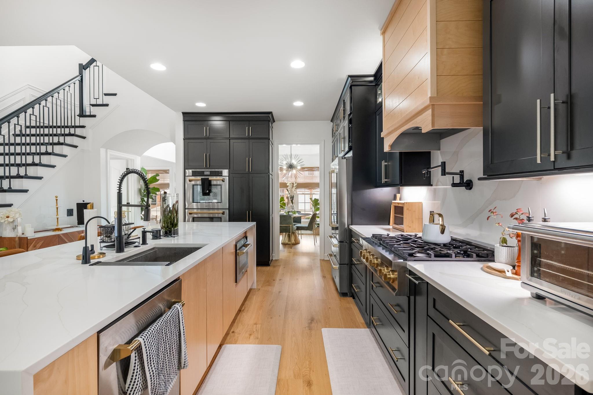 Photo 9 of 10610 Rogalla Drive, Charlotte, NC