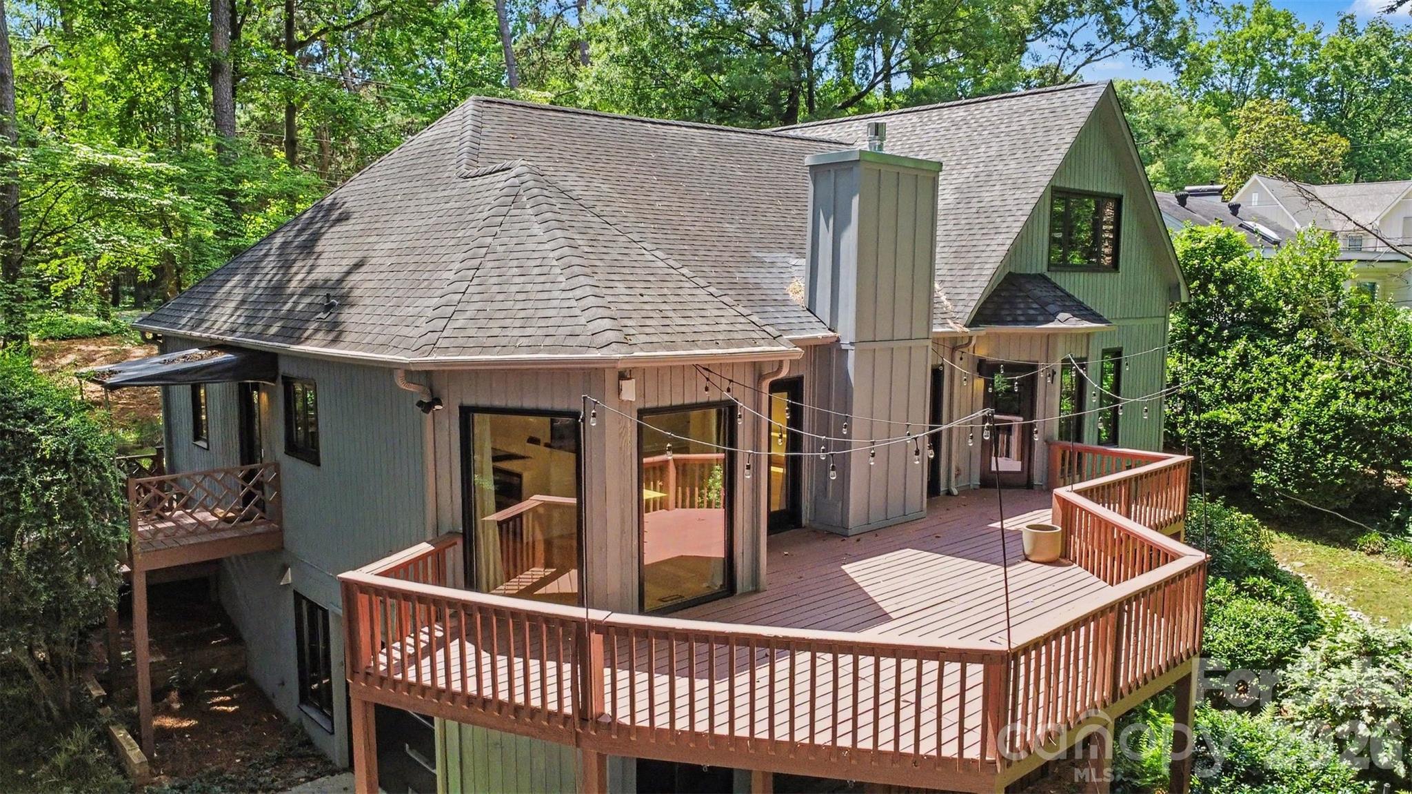 Home for sale at 5123 Randolph Road, Charlotte, NC — photo 43 of 44