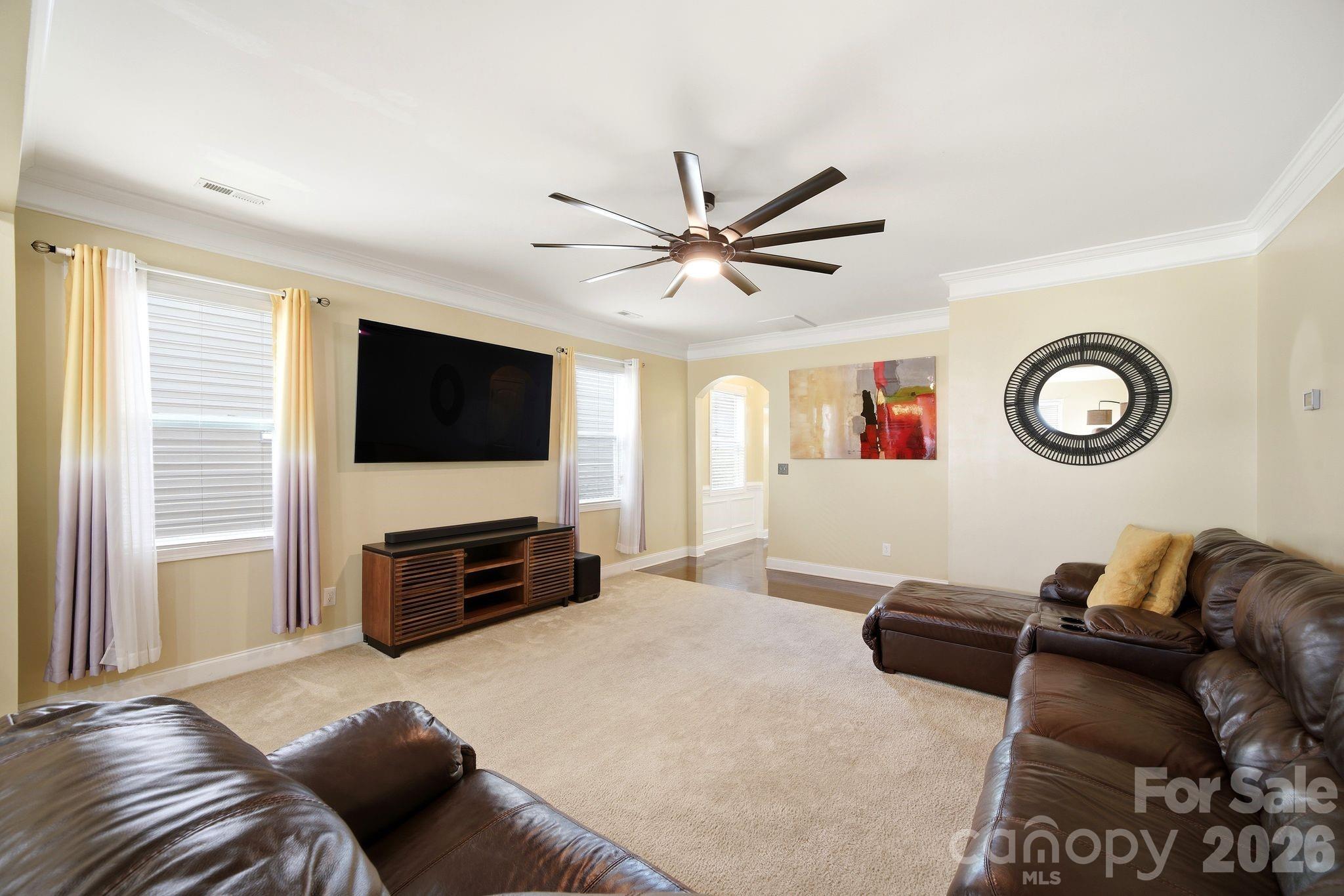 Photo 4 of 423 Knothole Lane, Charlotte, NC