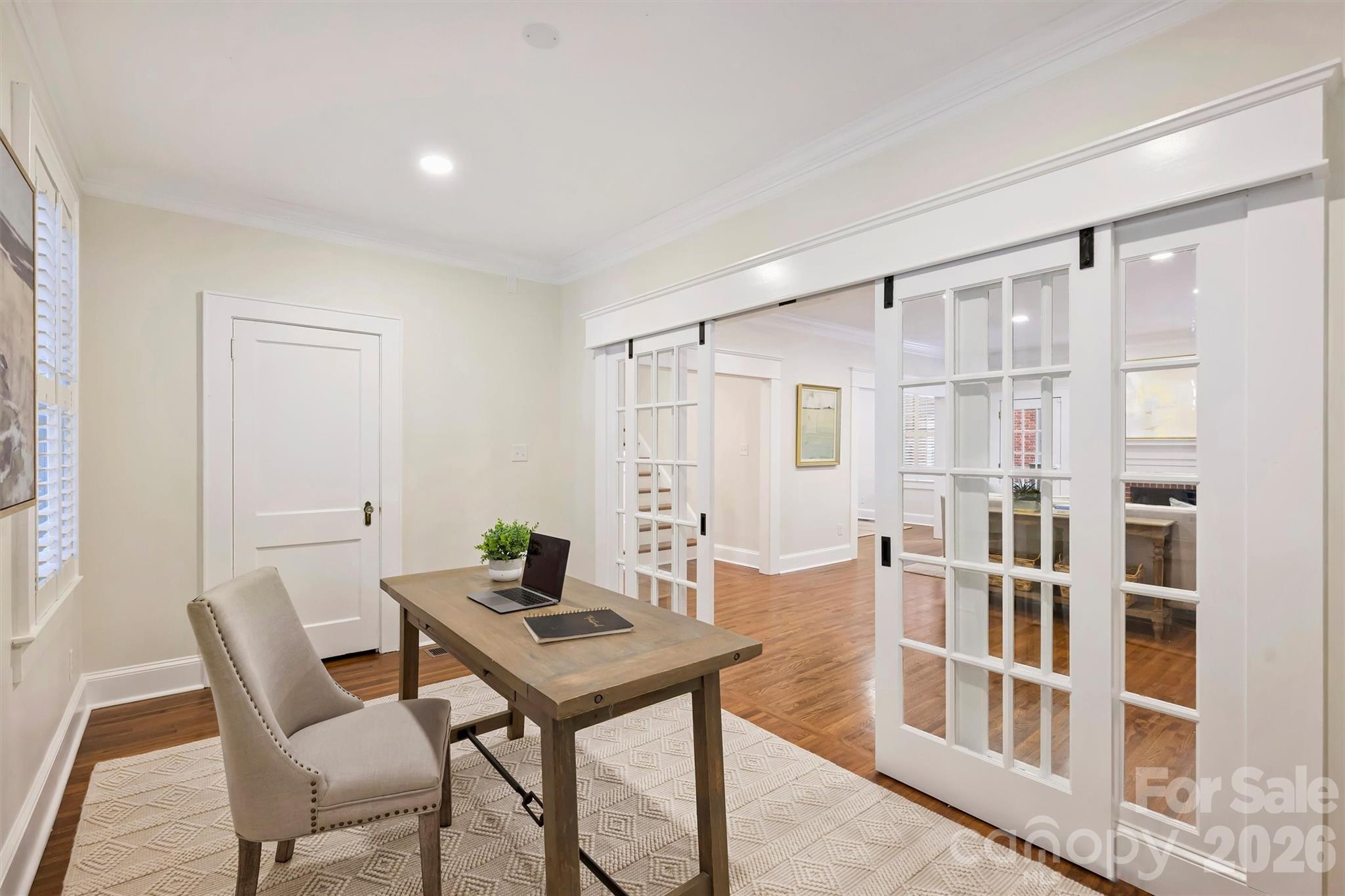 Photo 13 of 2126 Dilworth Road E, Charlotte, NC