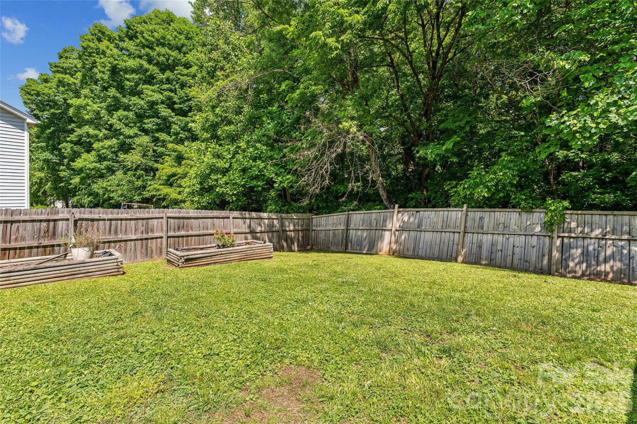 Photo 21 of 13221 Crooked Pine Court, Charlotte, NC