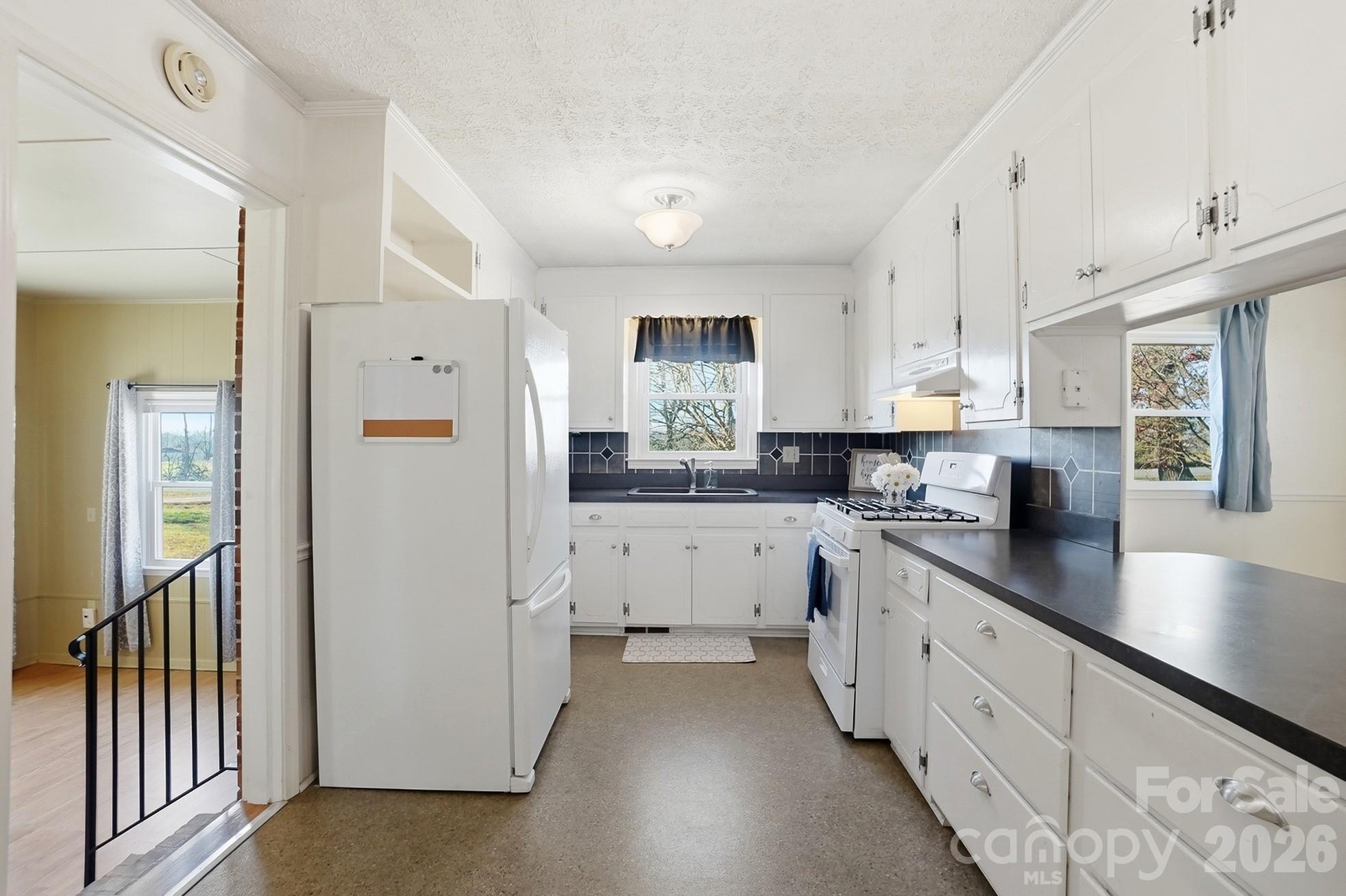 Home for sale at 117 Wright Road, Kings Mountain, NC — photo 13 of 39
