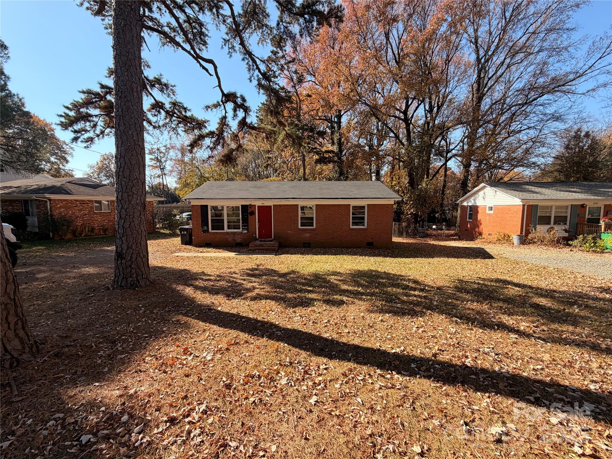 Photo 2 of 828 Tennyson Drive, Charlotte, NC