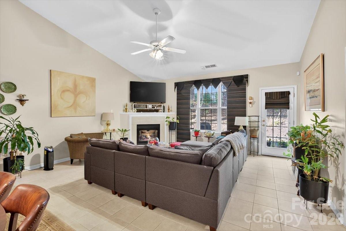 Photo 17 of 4412 Glenlea Commons Drive, Charlotte, NC