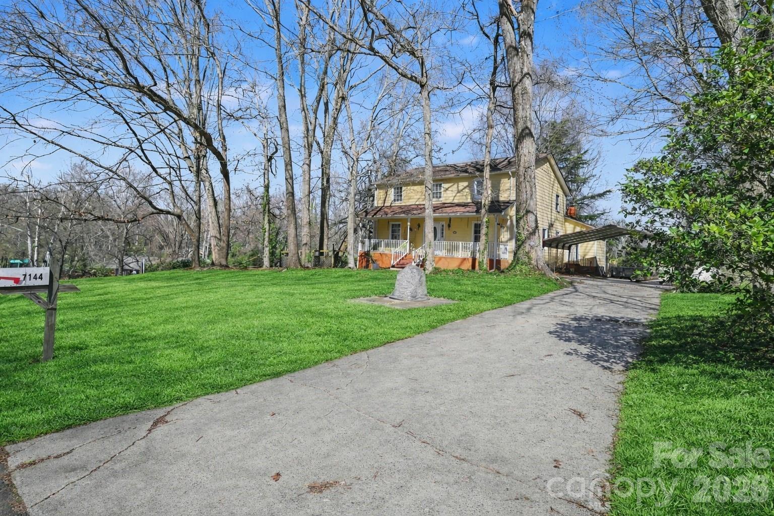 Photo 3 of 7144 CHAPPARALL Lane, Charlotte, NC