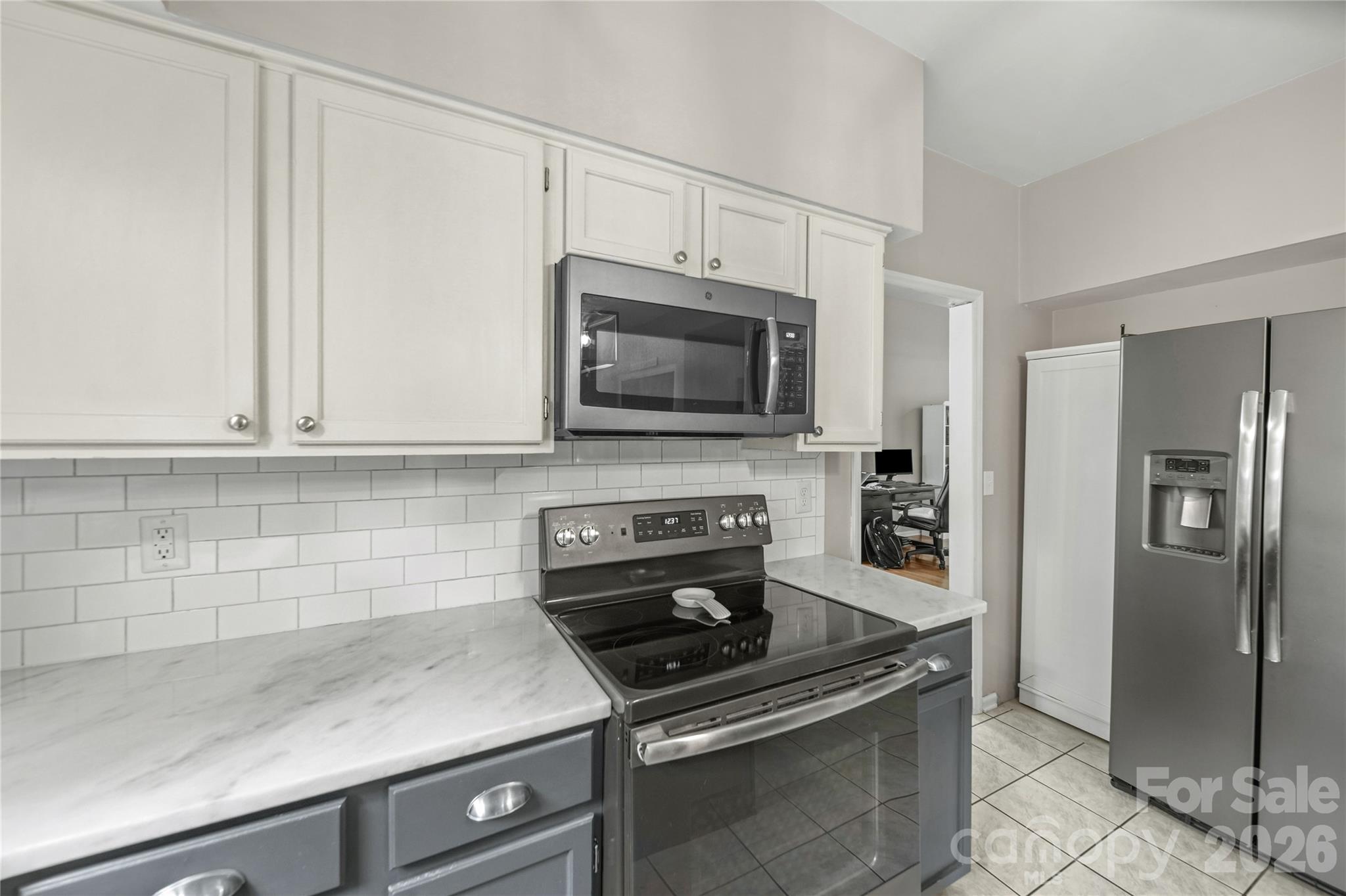 Home for sale at 9924 Raddington Lane, Charlotte, NC — photo 14 of 43