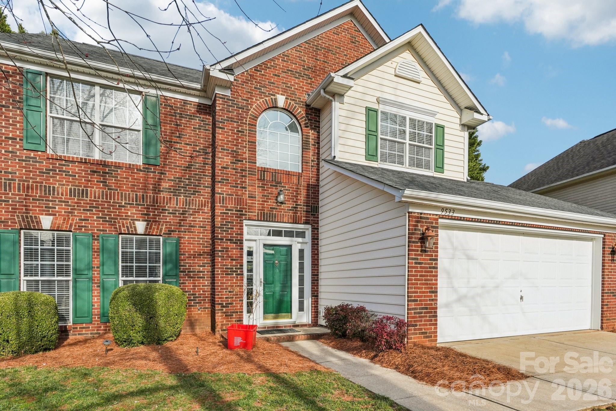 9533 Autumn Applause Drive, Charlotte, NC - photo 2 of 44
