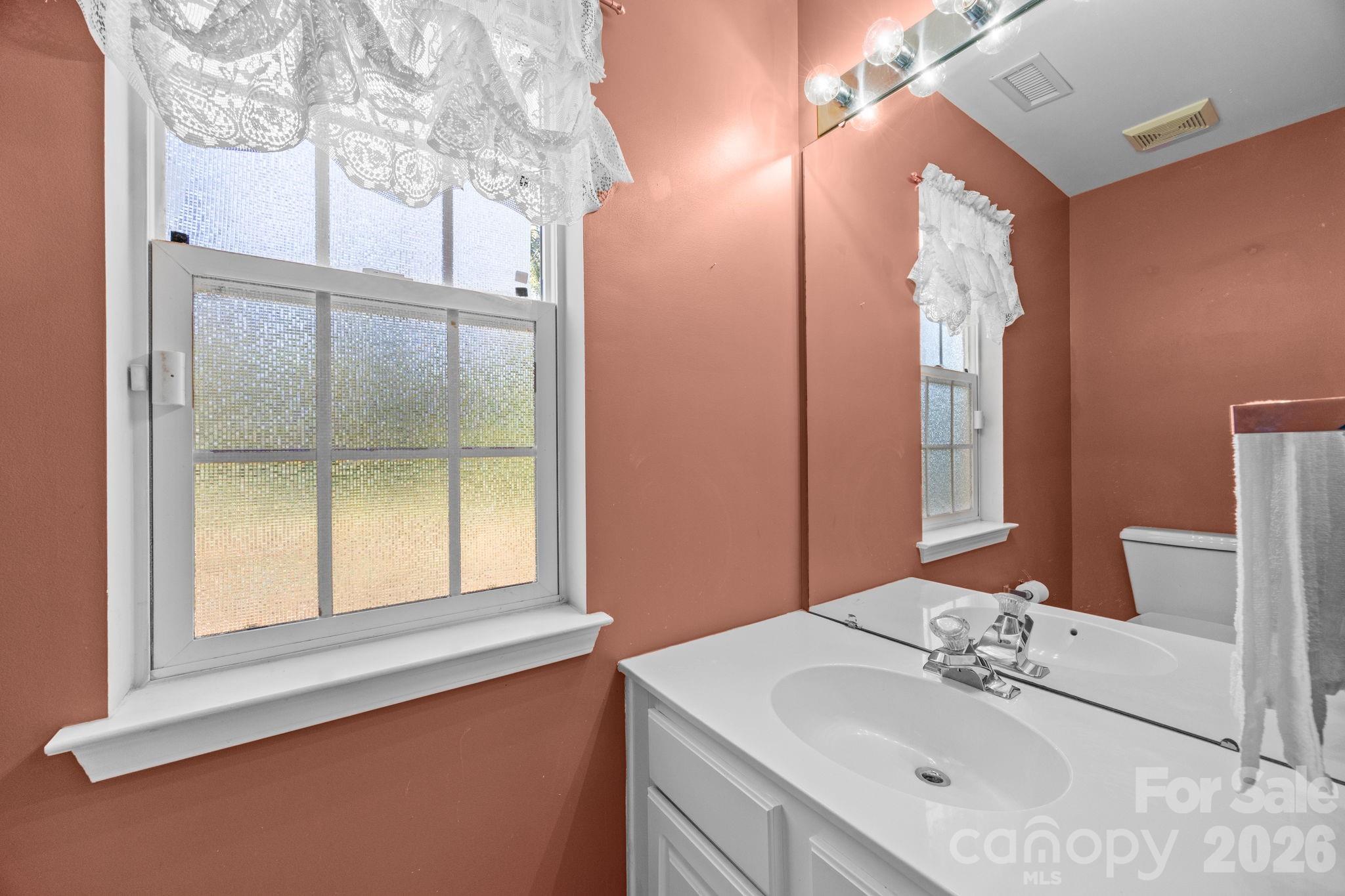 Photo 17 of 11926 Hawick Valley Lane, Charlotte, NC