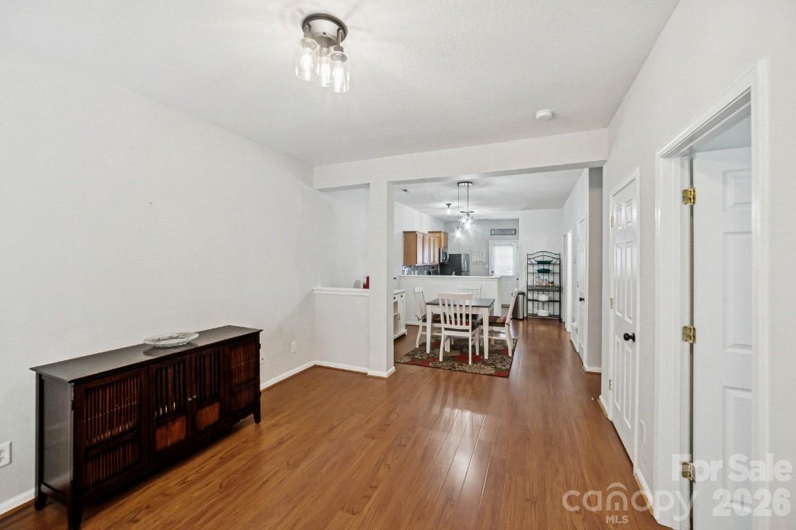 Photo 4 of 2731 Meadow Knoll Drive, Charlotte, NC