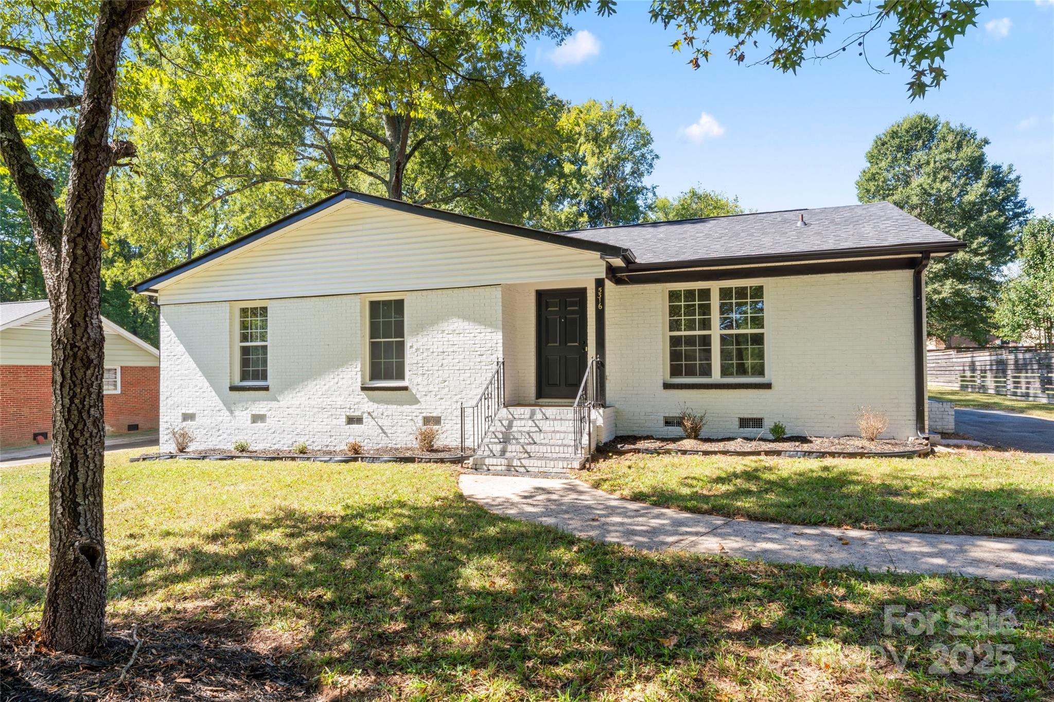 Home for sale at 5316 Rupert Lane, Charlotte, NC — photo 1 of 34