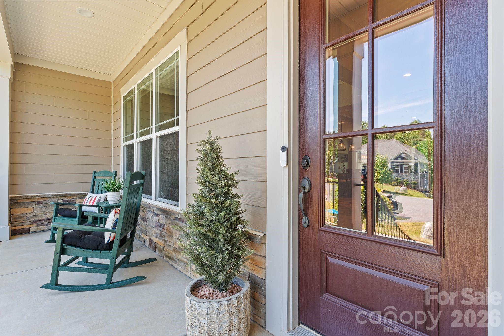 Photo 4 of 115 Hillside Cove Court, Mooresville, NC