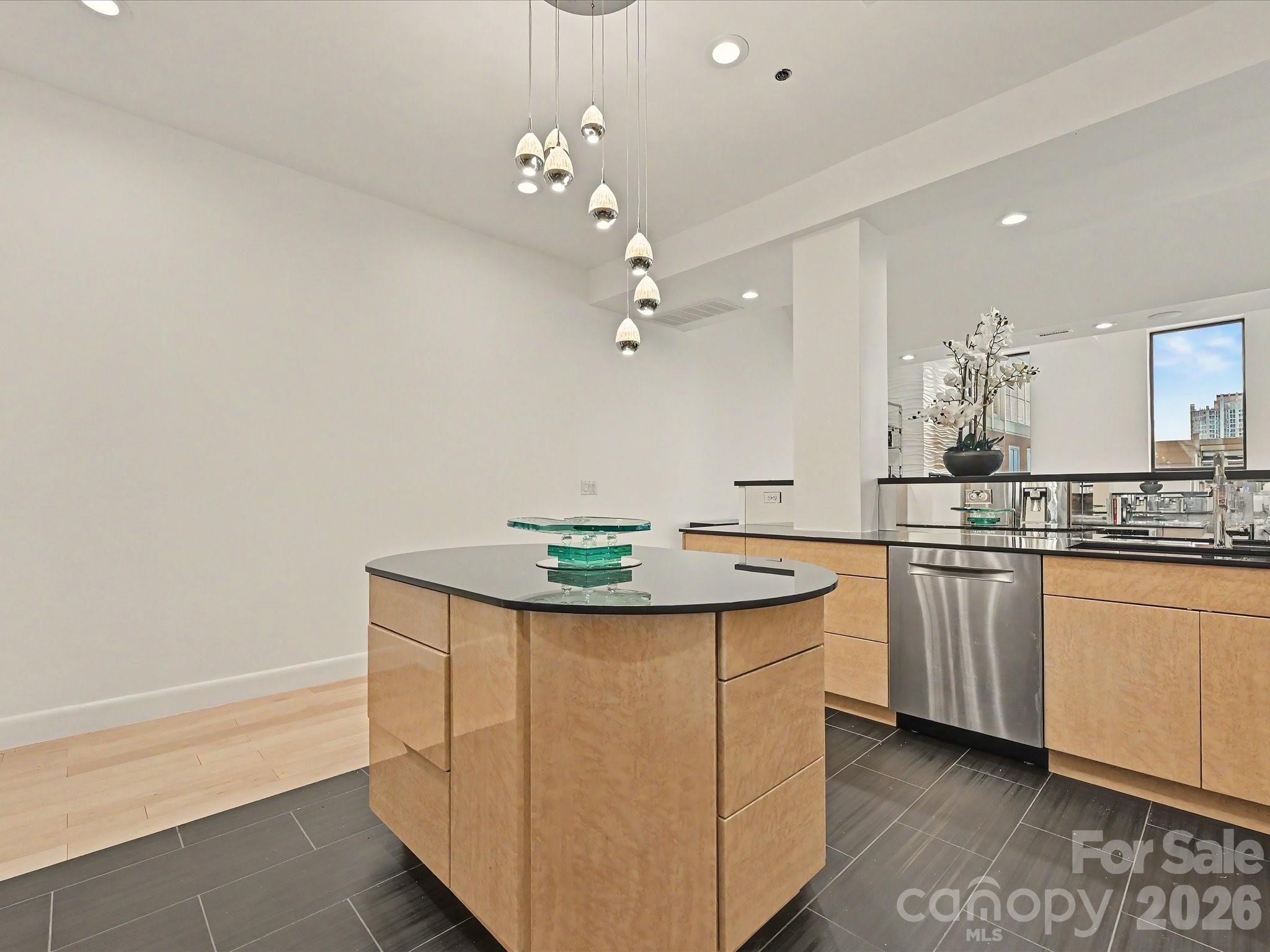 Photo 14 of 127 N Tryon Street509, Charlotte, NC