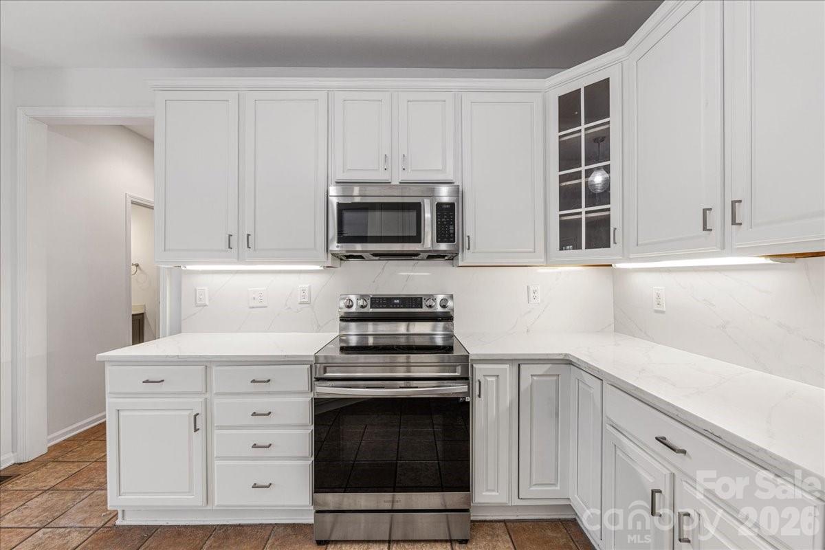 4523 Brent Wood Drive, Belmont, NC - photo 7 of 27