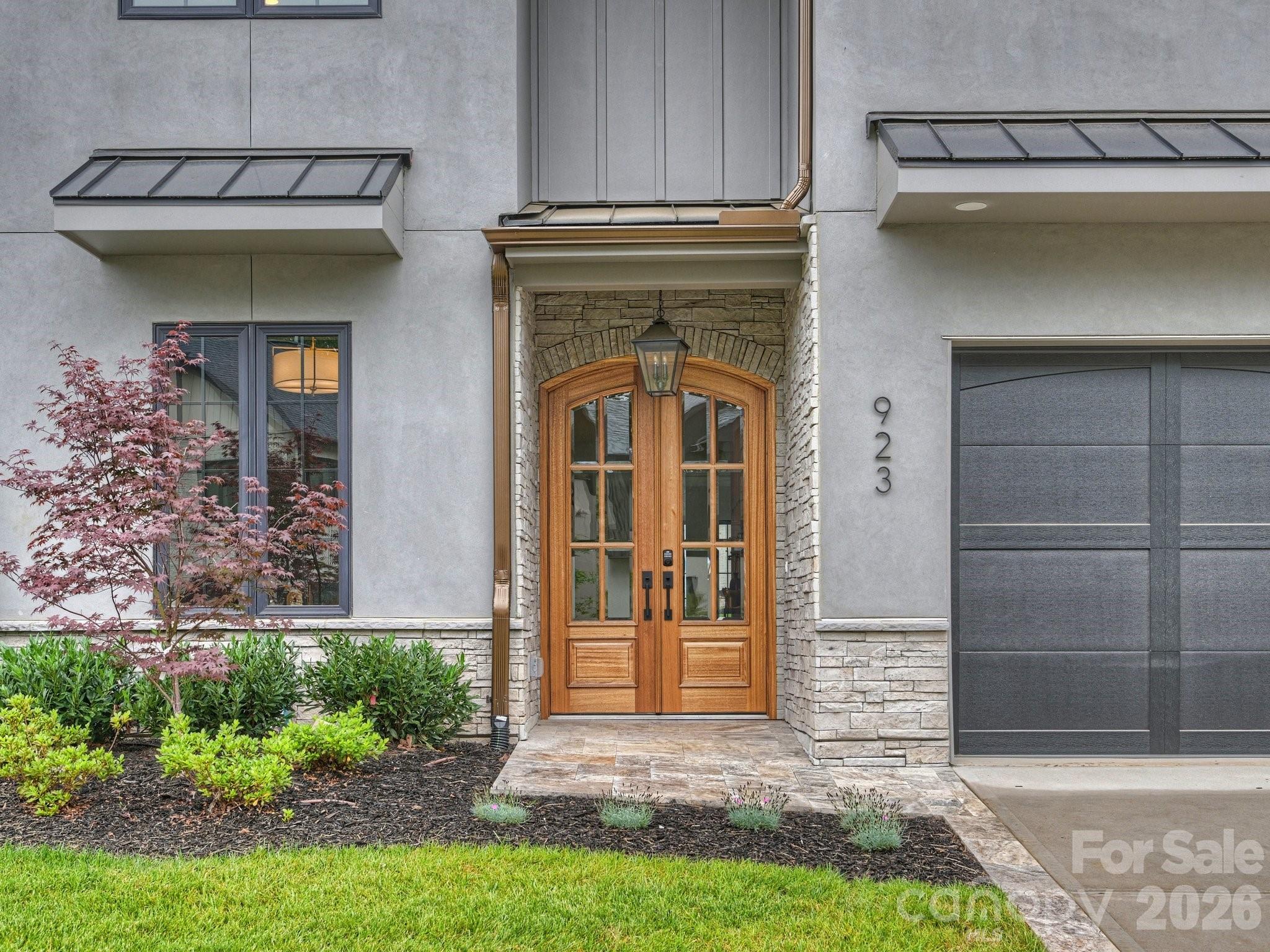 Photo 2 of 923 Laurel Creek Lane, Charlotte, NC