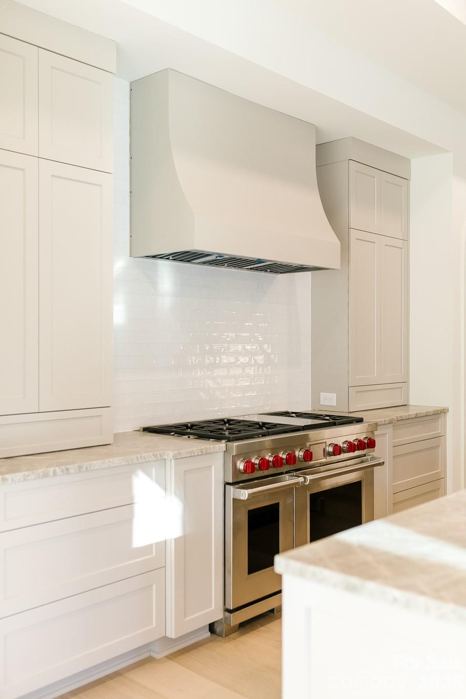 Photo 10 of 519 Meadowbrook Road, Charlotte, NC