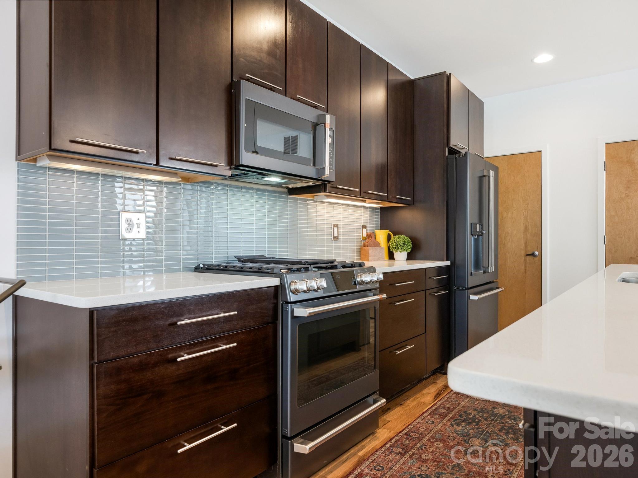 Photo 10 of 915 Westbrook Drive, Charlotte, NC