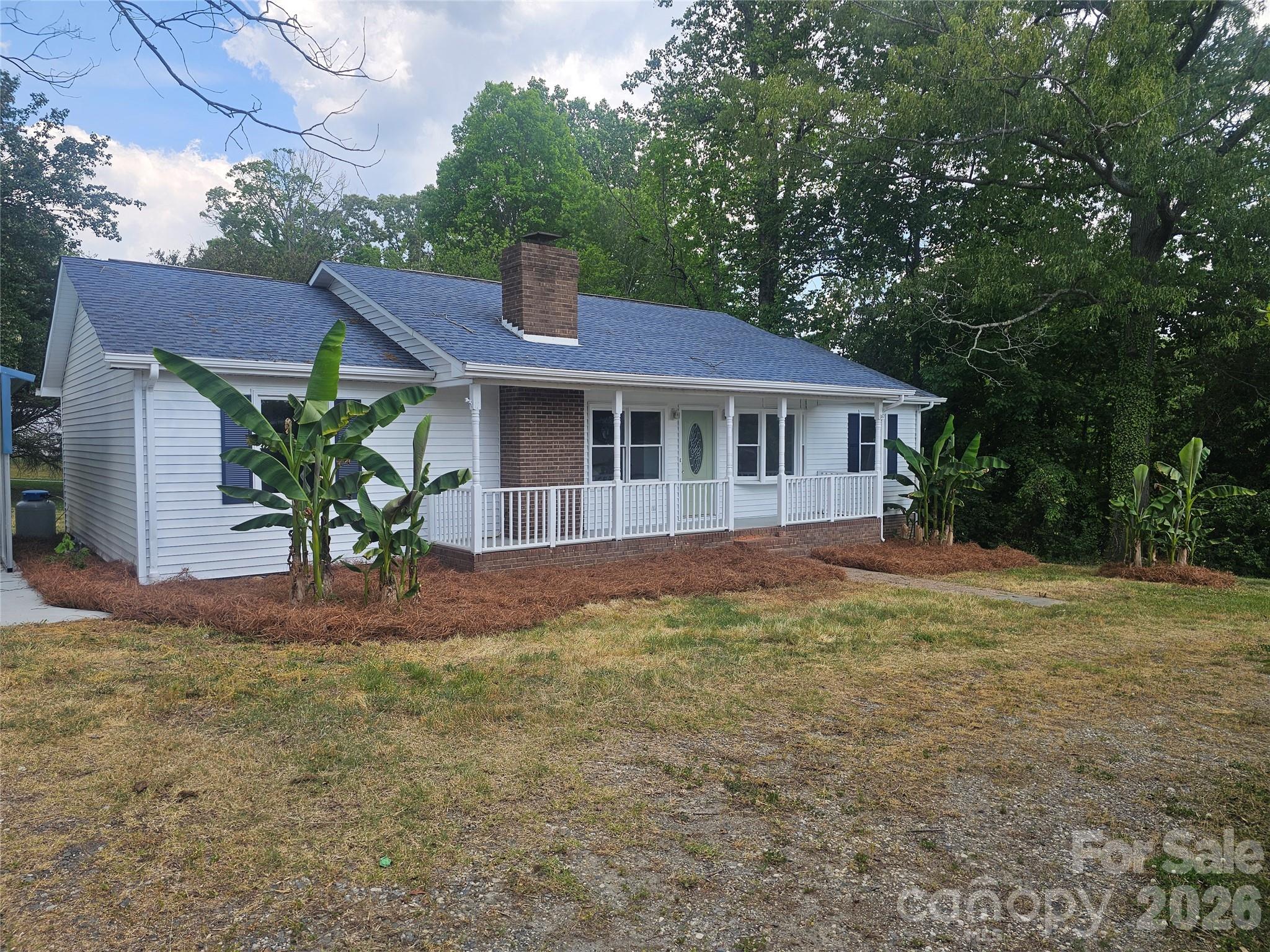 Photo 2 of 315 Maine Avenue E, Bessemer City, NC