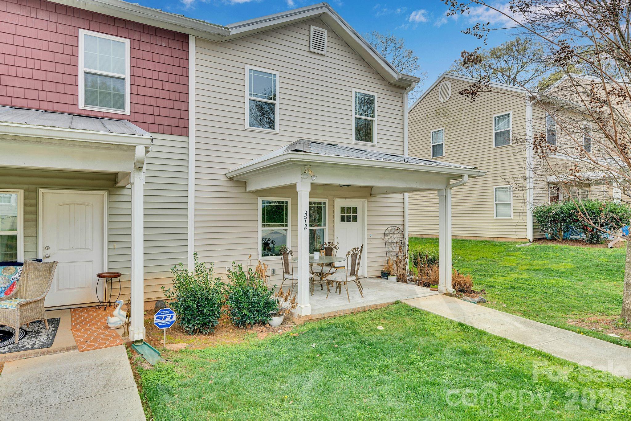 Photo 2 of 372 E Mills Avenue, Mooresville, NC