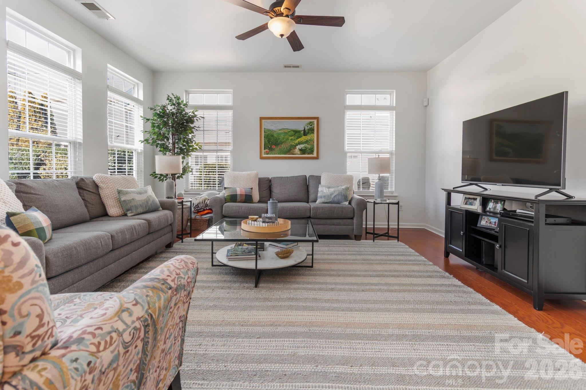 Photo 2 of 2318 Whitford Lane, Charlotte, NC