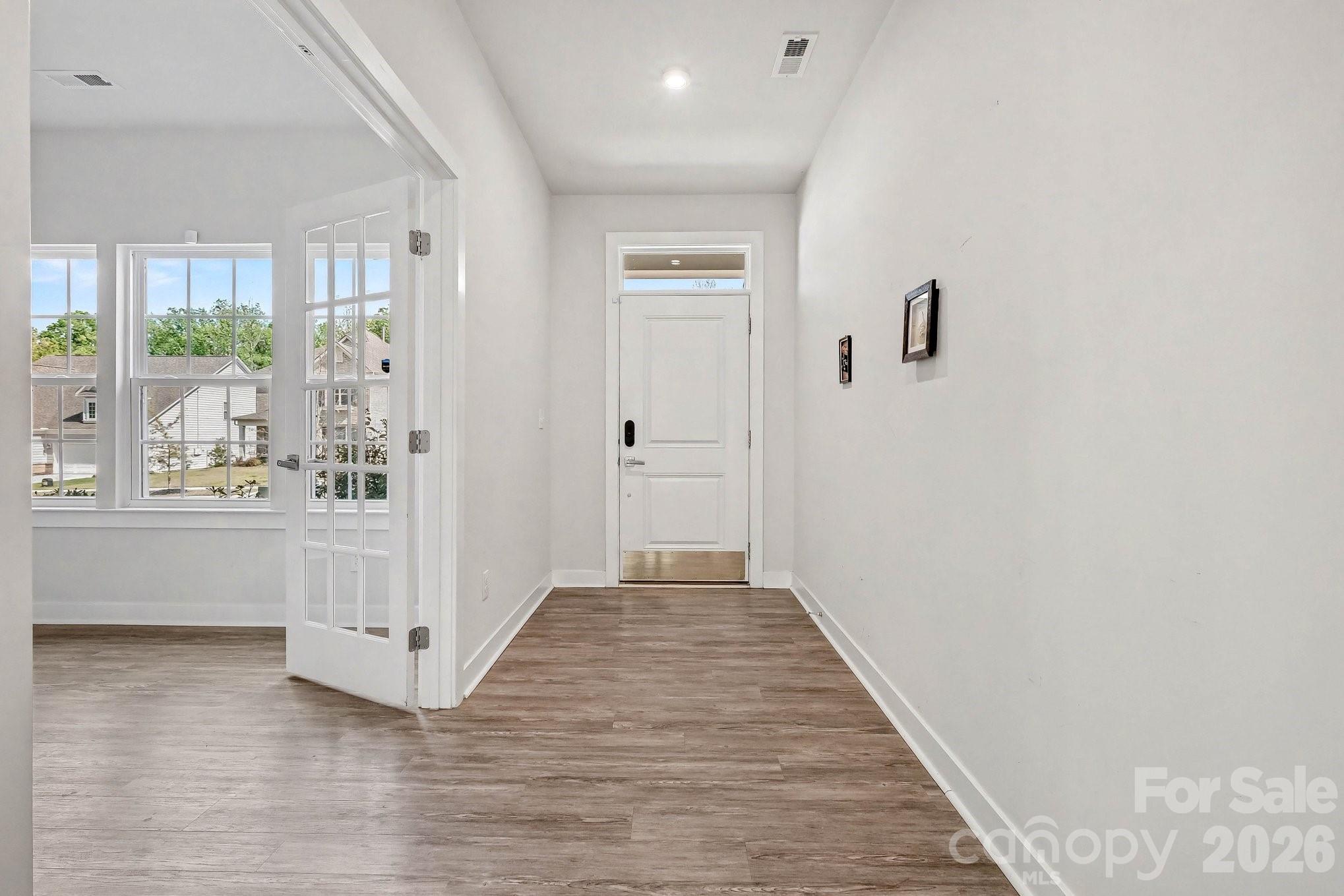 Photo 3 of 10344 Paper Birch Drive, Charlotte, NC