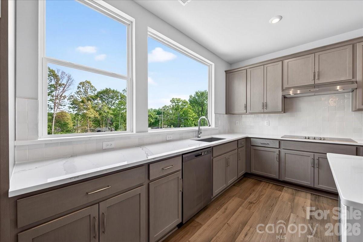 Photo 14 of 7921 Cedarsmith Court, Charlotte, NC