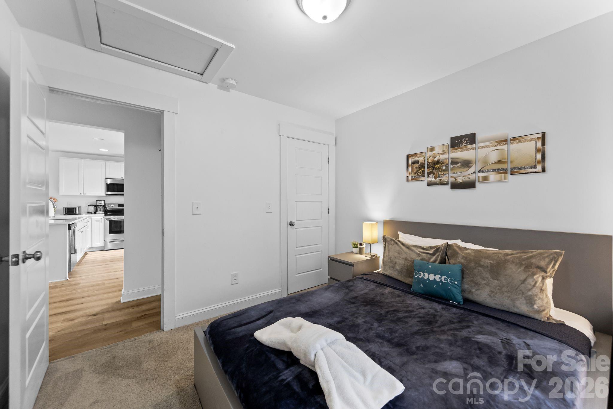 Photo 22 of 4117 Colebrook Road, Charlotte, NC