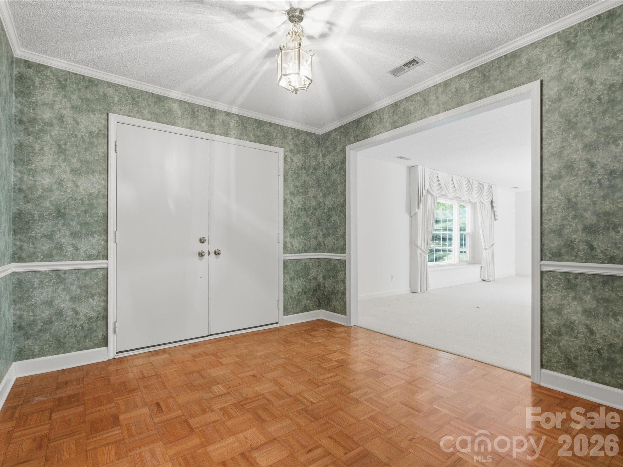 1020 Longreen Drive, Kernersville, NC - photo 6 of 47
