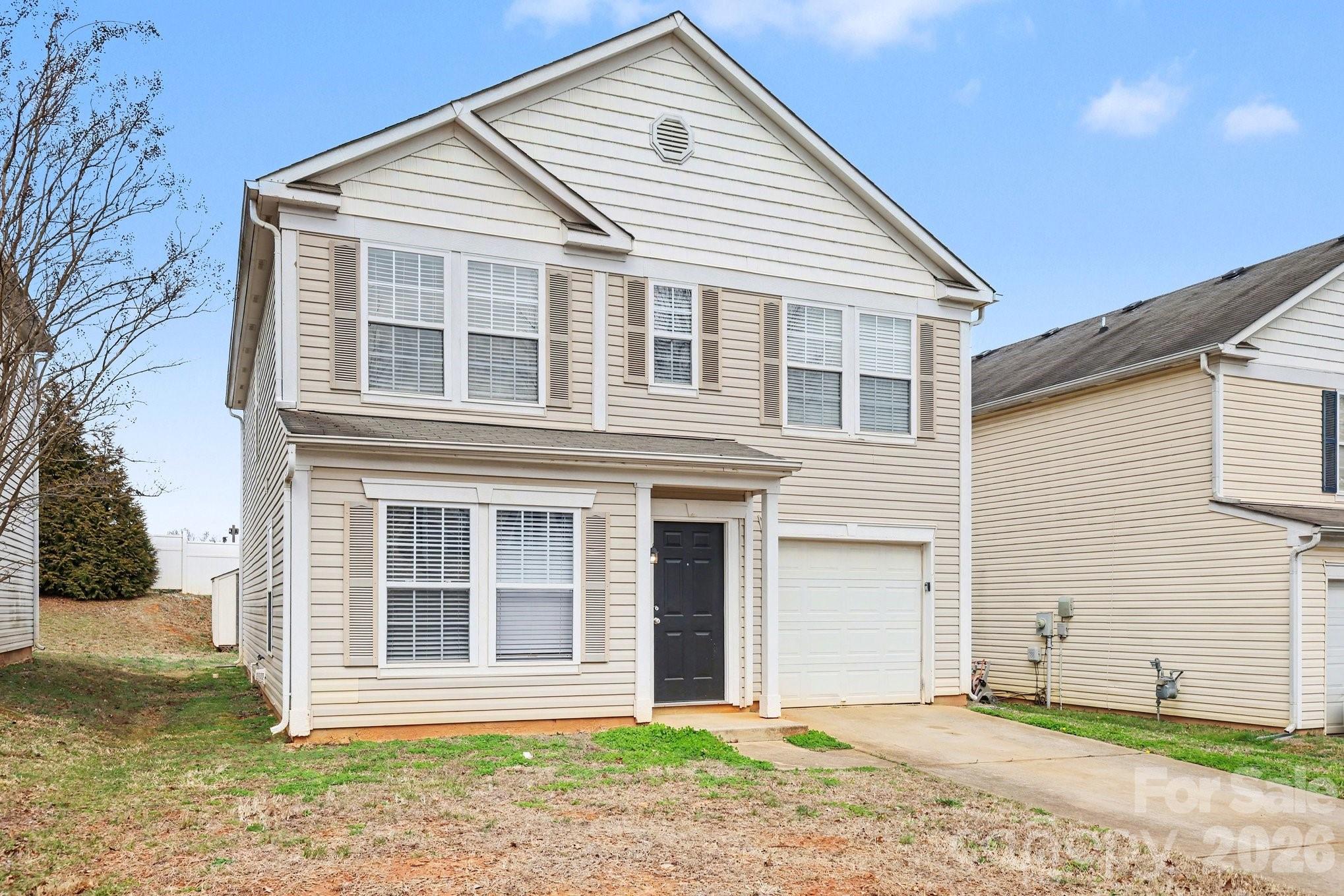 4226 Quinn Drive, Charlotte, NC - photo 2 of 25