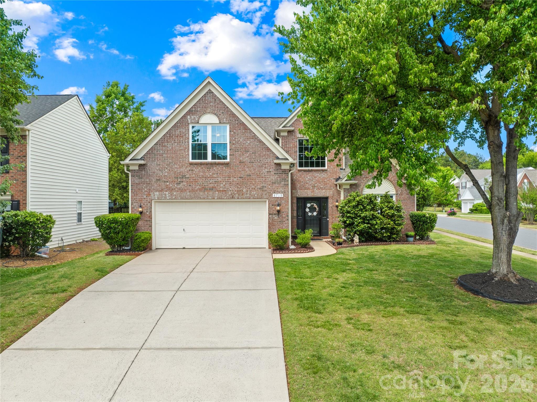 Photo 4 of 8719 Fieldcroft Drive, Charlotte, NC