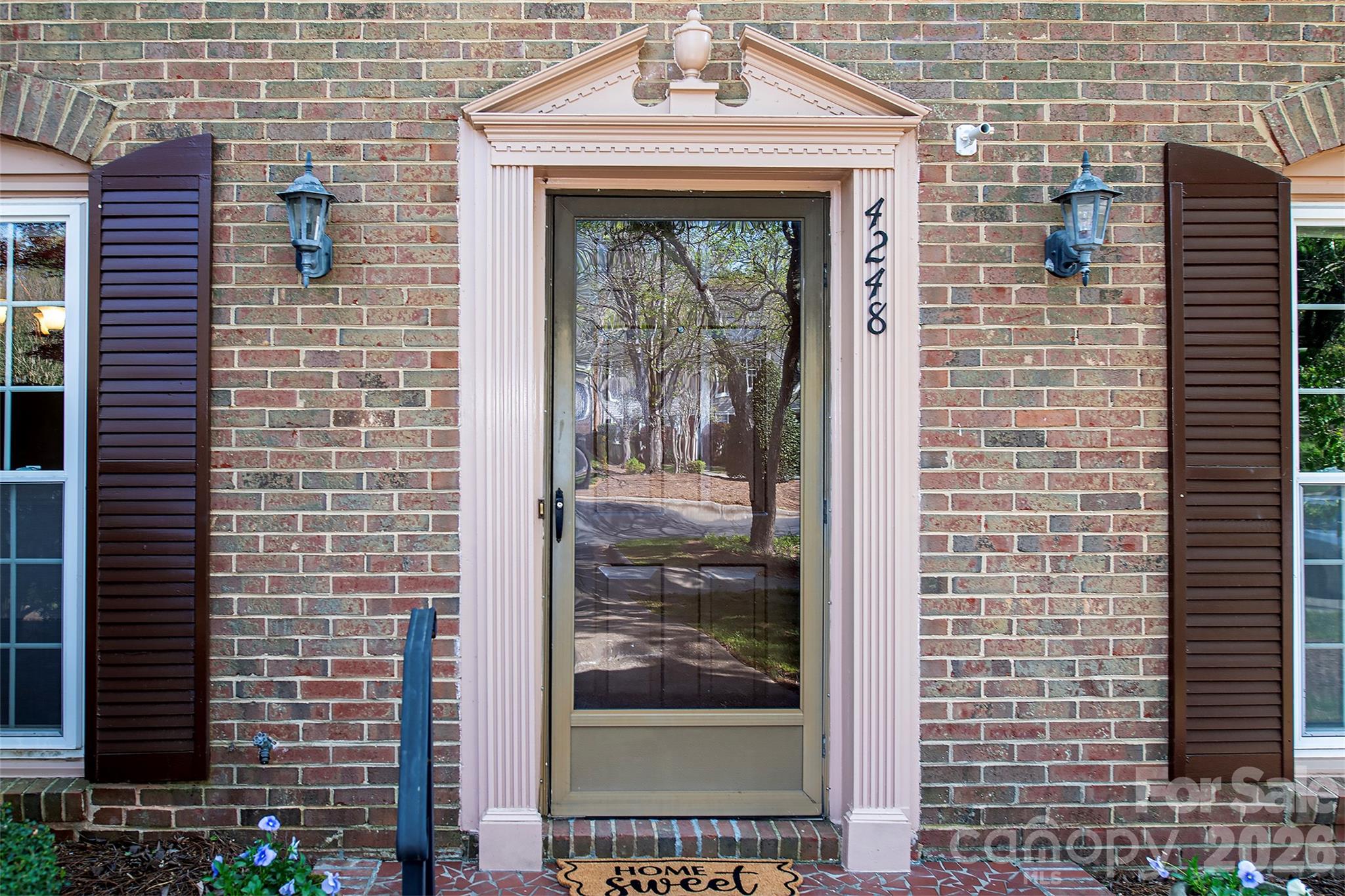 Photo 2 of 4248 Woodglen Lane, Charlotte, NC