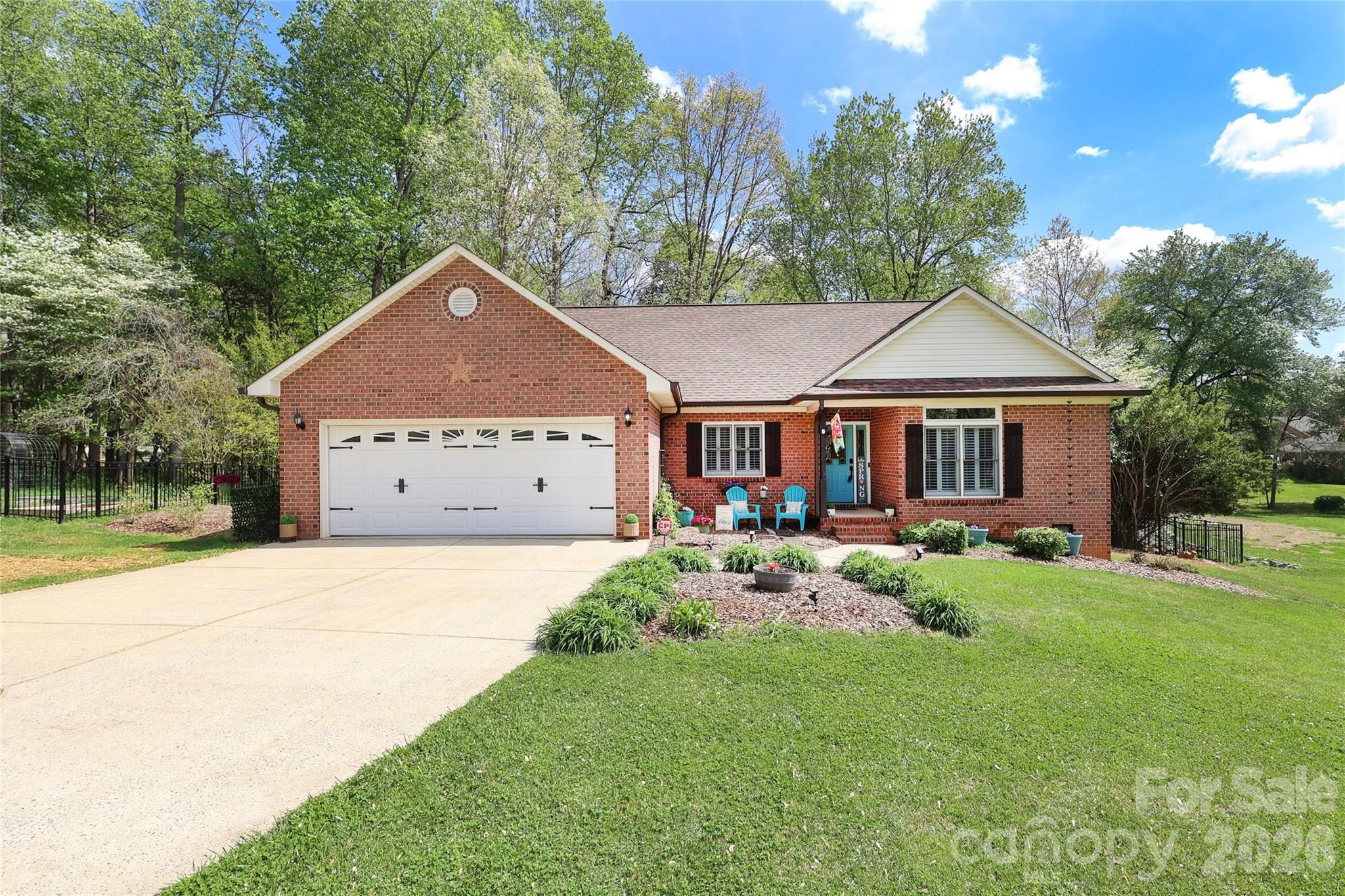7982 King Arthurs Court, Denver, NC
