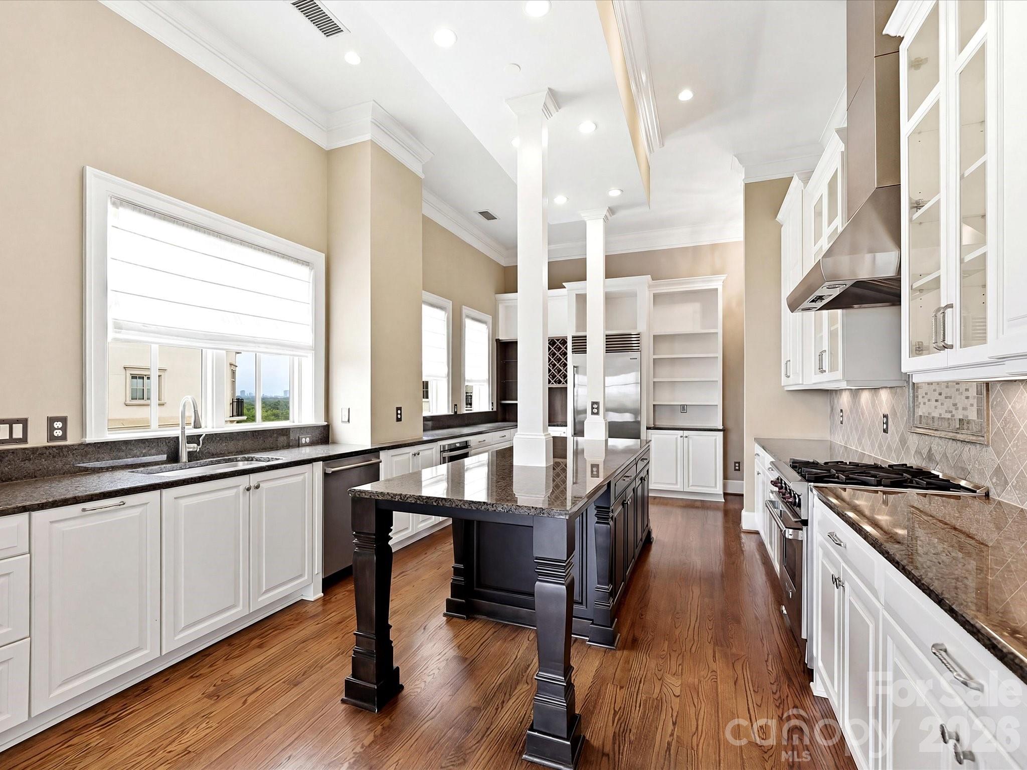 Photo 9 of 2823 Providence Road280, Charlotte, NC