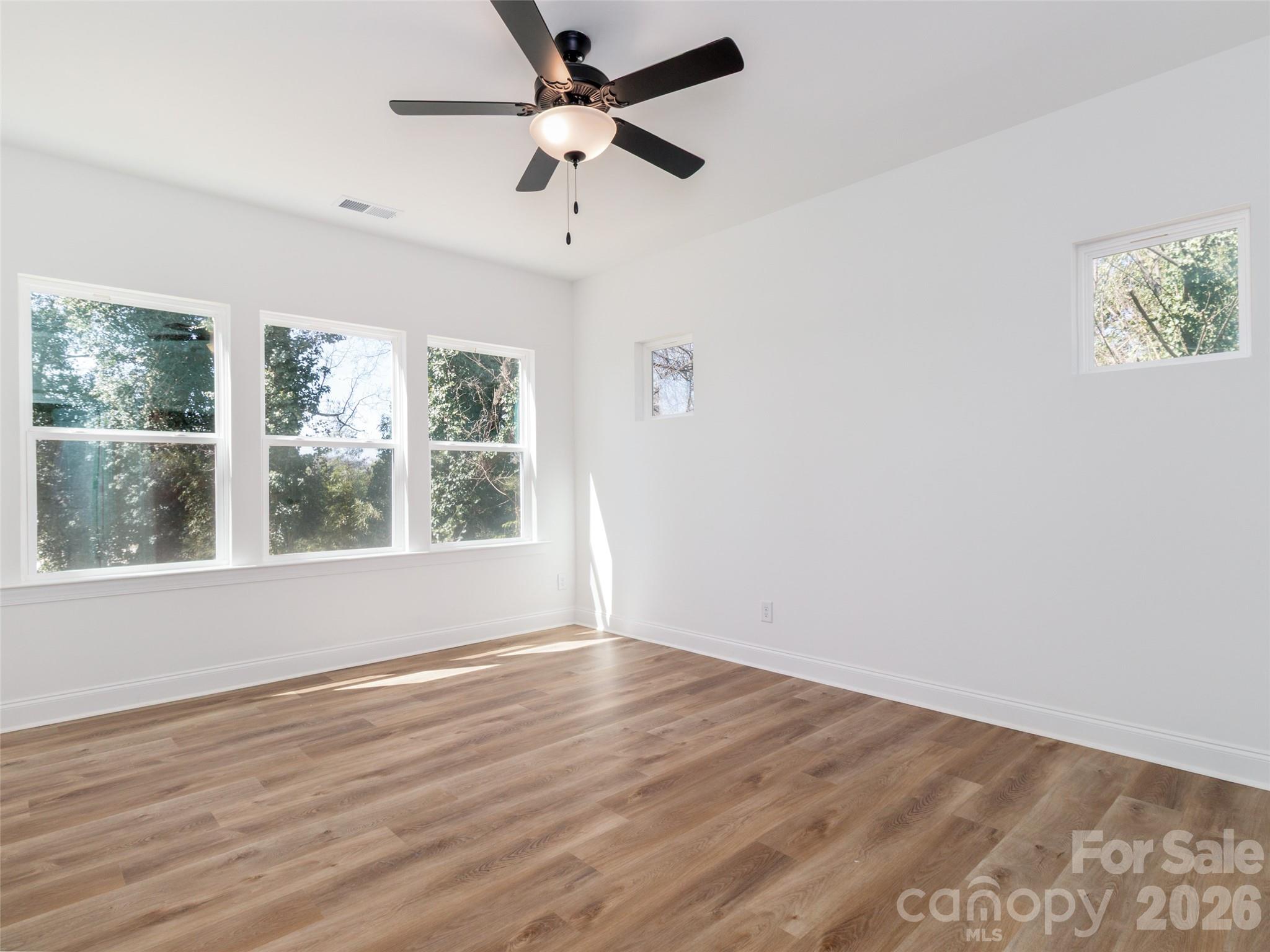 2521 Elon Street, Charlotte, NC - photo 6 of 32