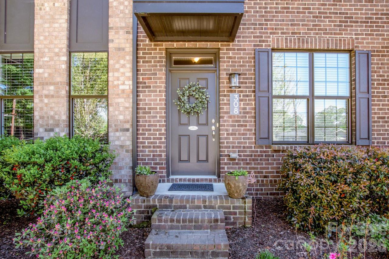 308 Linestowe Drive, Belmont, NC - photo 6 of 40