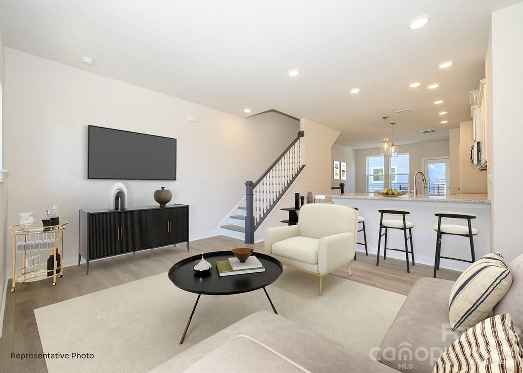 Photo 4 of 1140 Bismuth Lane, Charlotte, NC