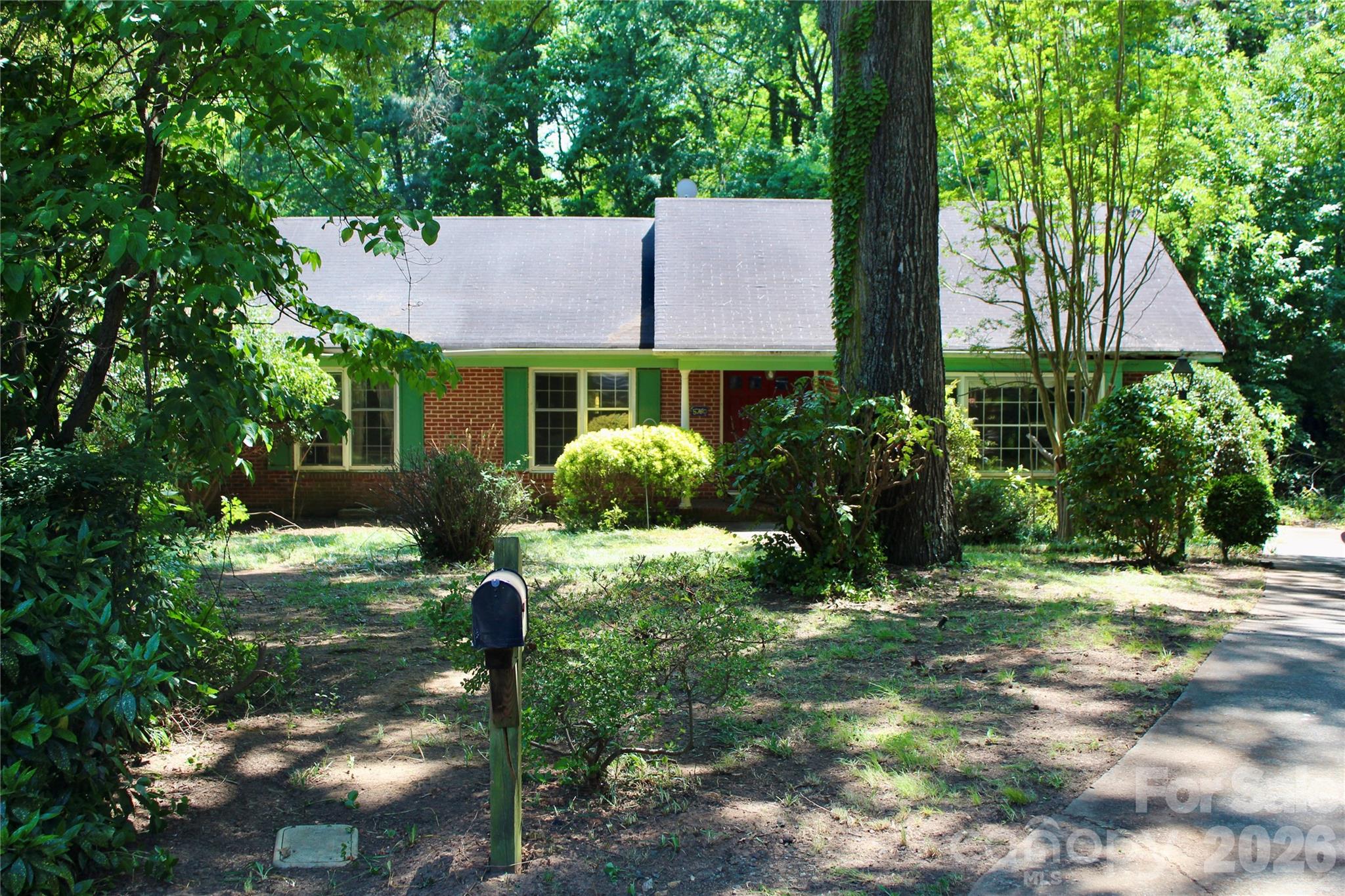 5700 Ganymede Place, Charlotte, NC - photo 5 of 35
