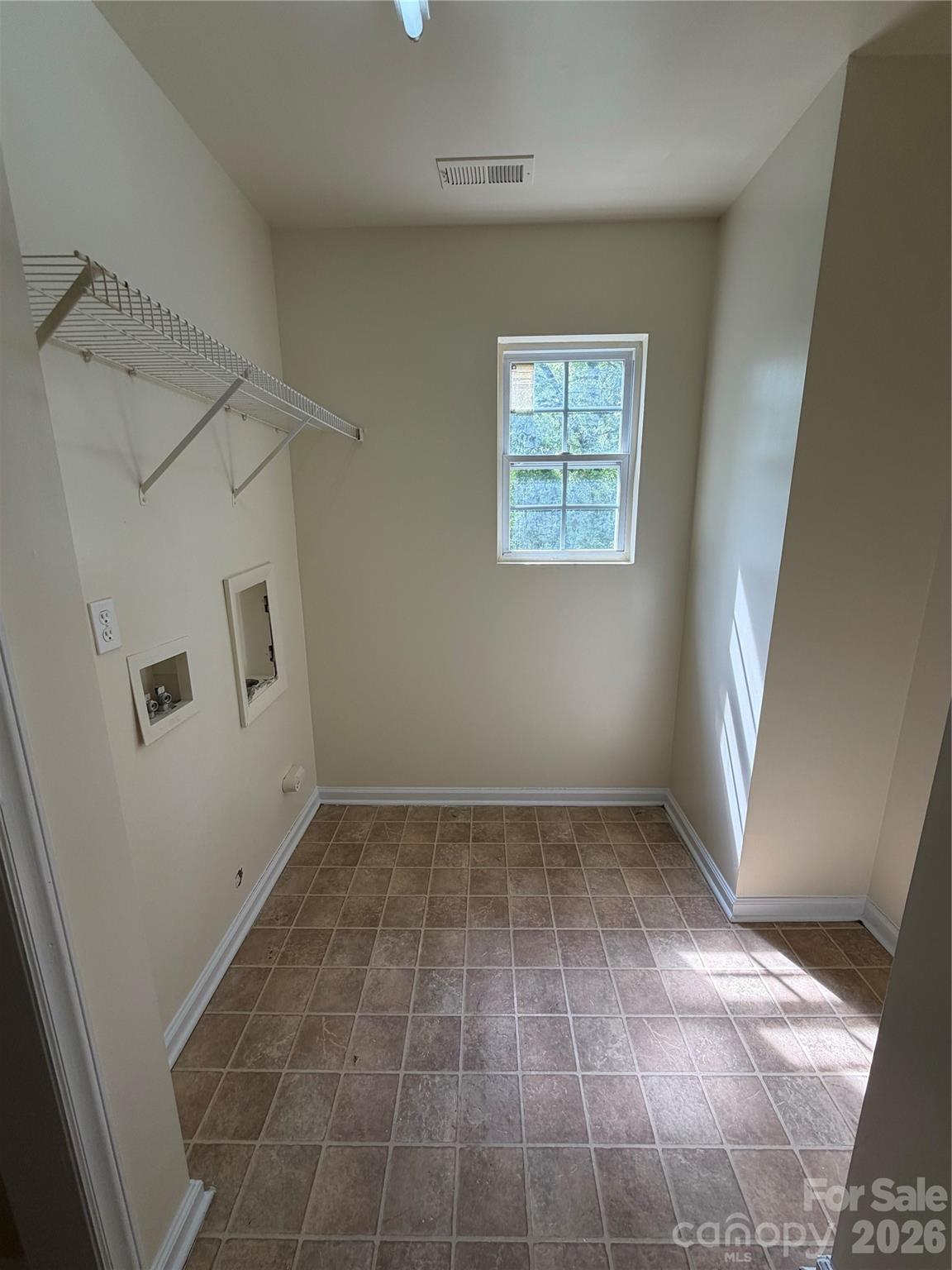 Photo 13 of 7336 Everett Drive, Charlotte, NC