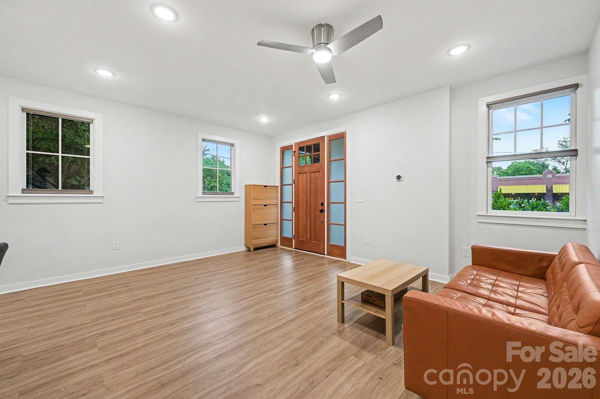 345 East Boulevard, Charlotte, NC - photo 7 of 34