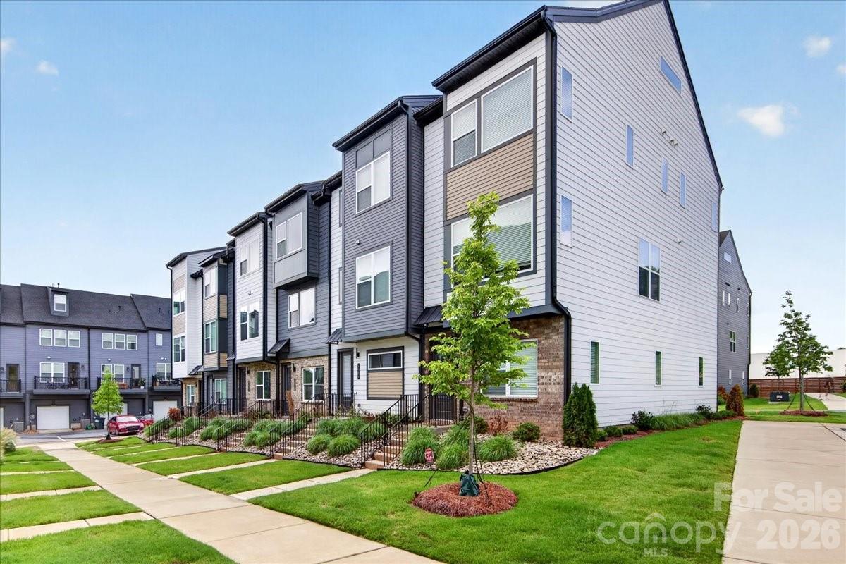 Photo 2 of 5517 Swaling Street, Charlotte, NC